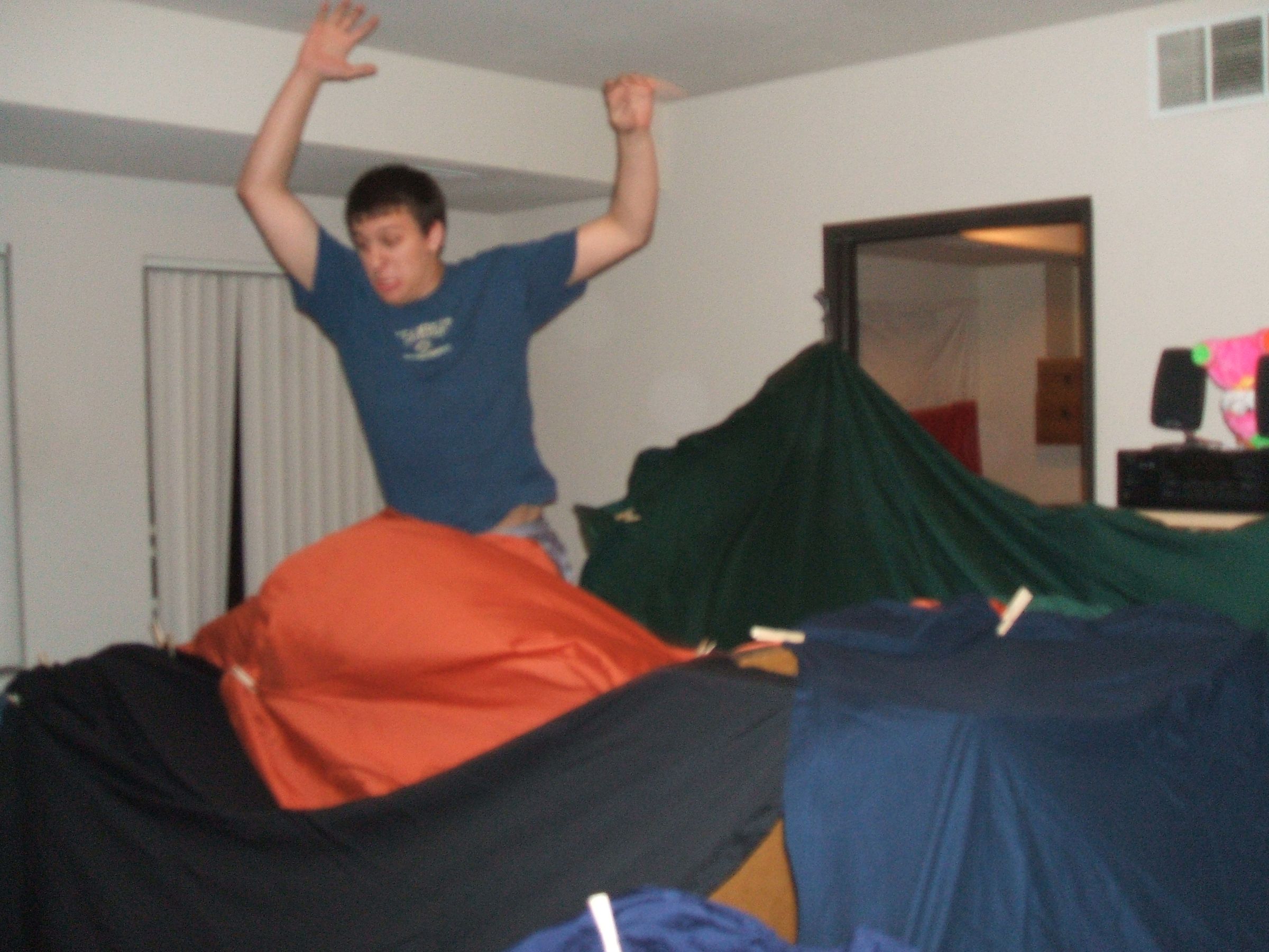 How to Build a Fort : 7 Steps - Instructables