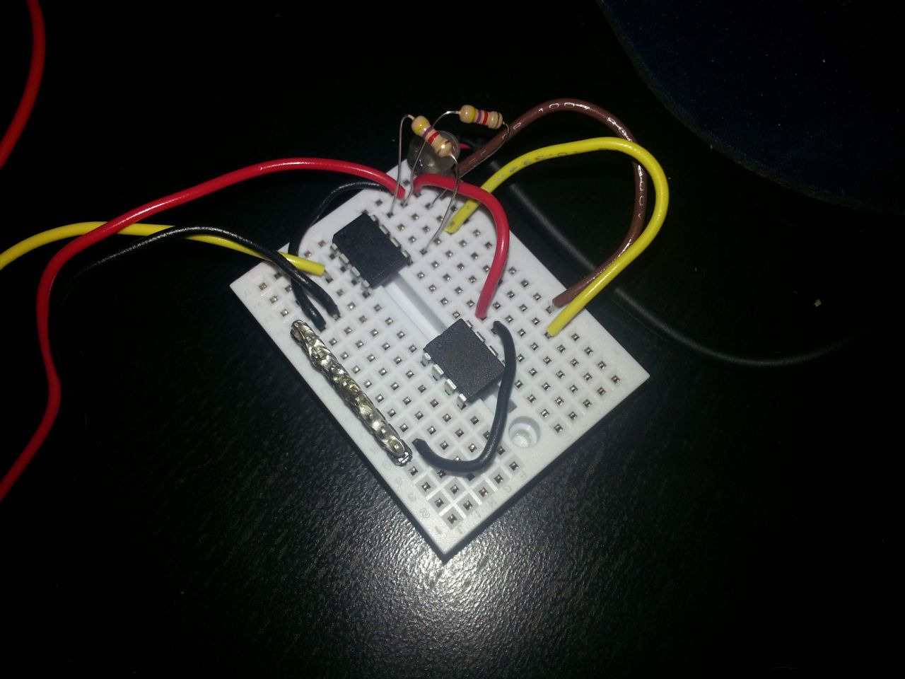 Use ATtiny85 With I2C EEPROM - Instructables