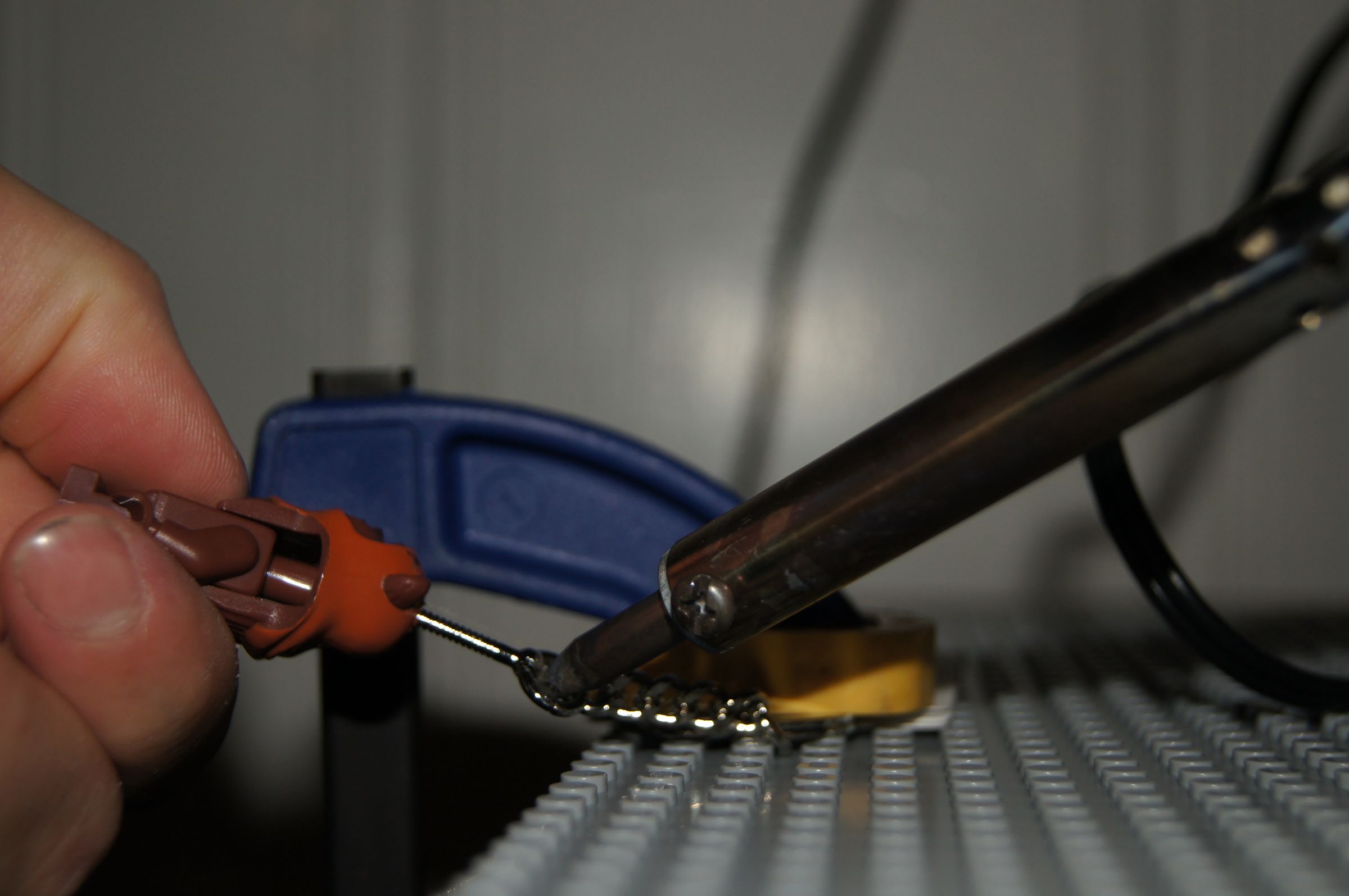 Removing a Lego Keychain : 3 Steps - Instructables