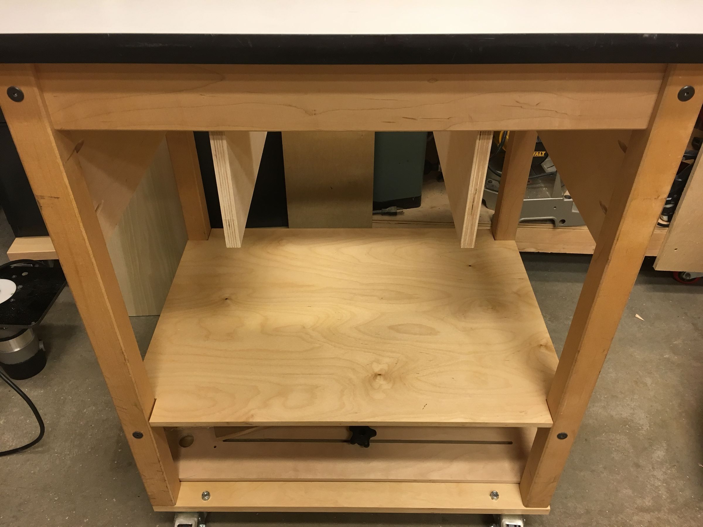 Router Table Major Improvements : 13 Steps (with Pictures) - Instructables