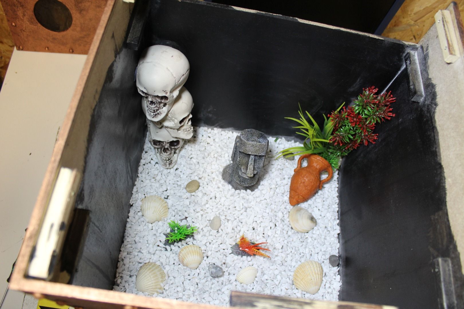 Haunted Fish Tank. : 6 Steps - Instructables