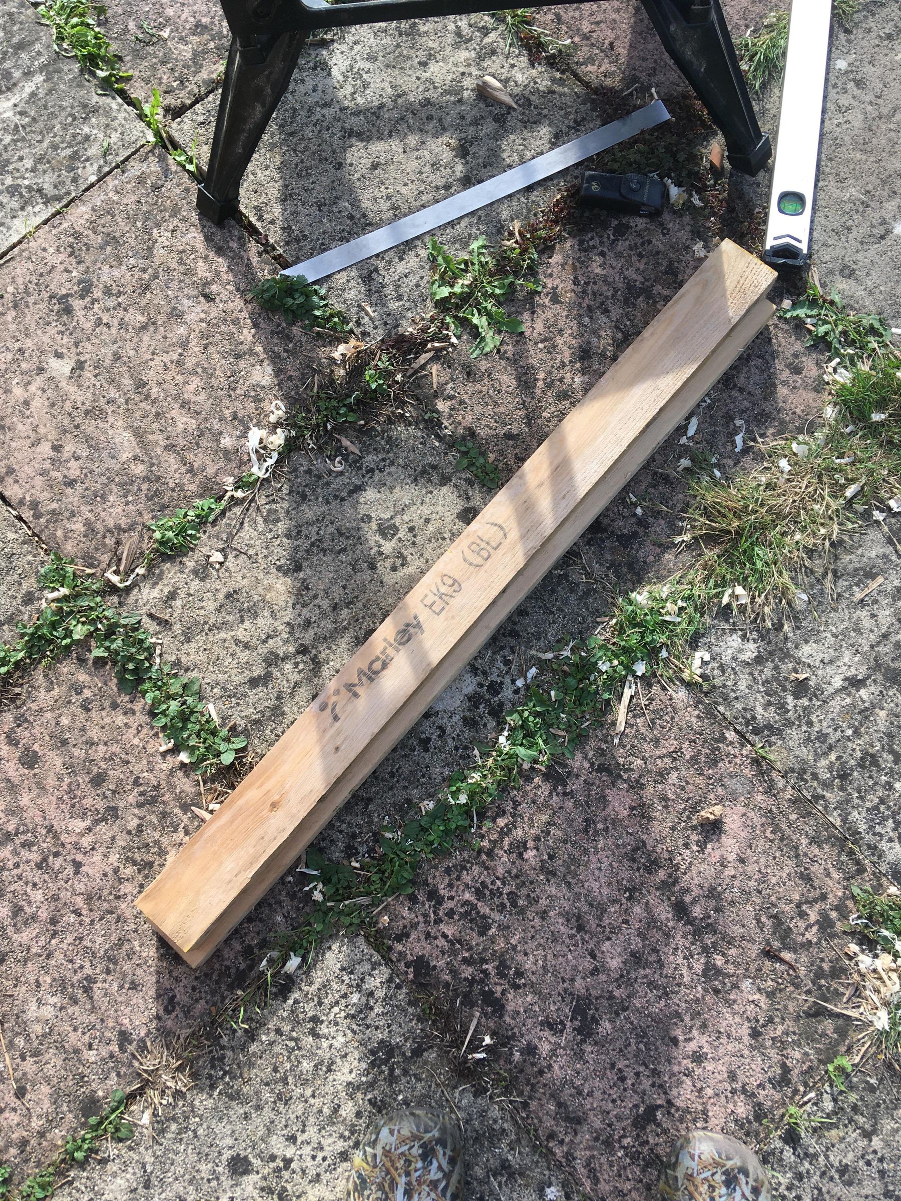 Making a Workbench From Pallets : 7 Steps - Instructables