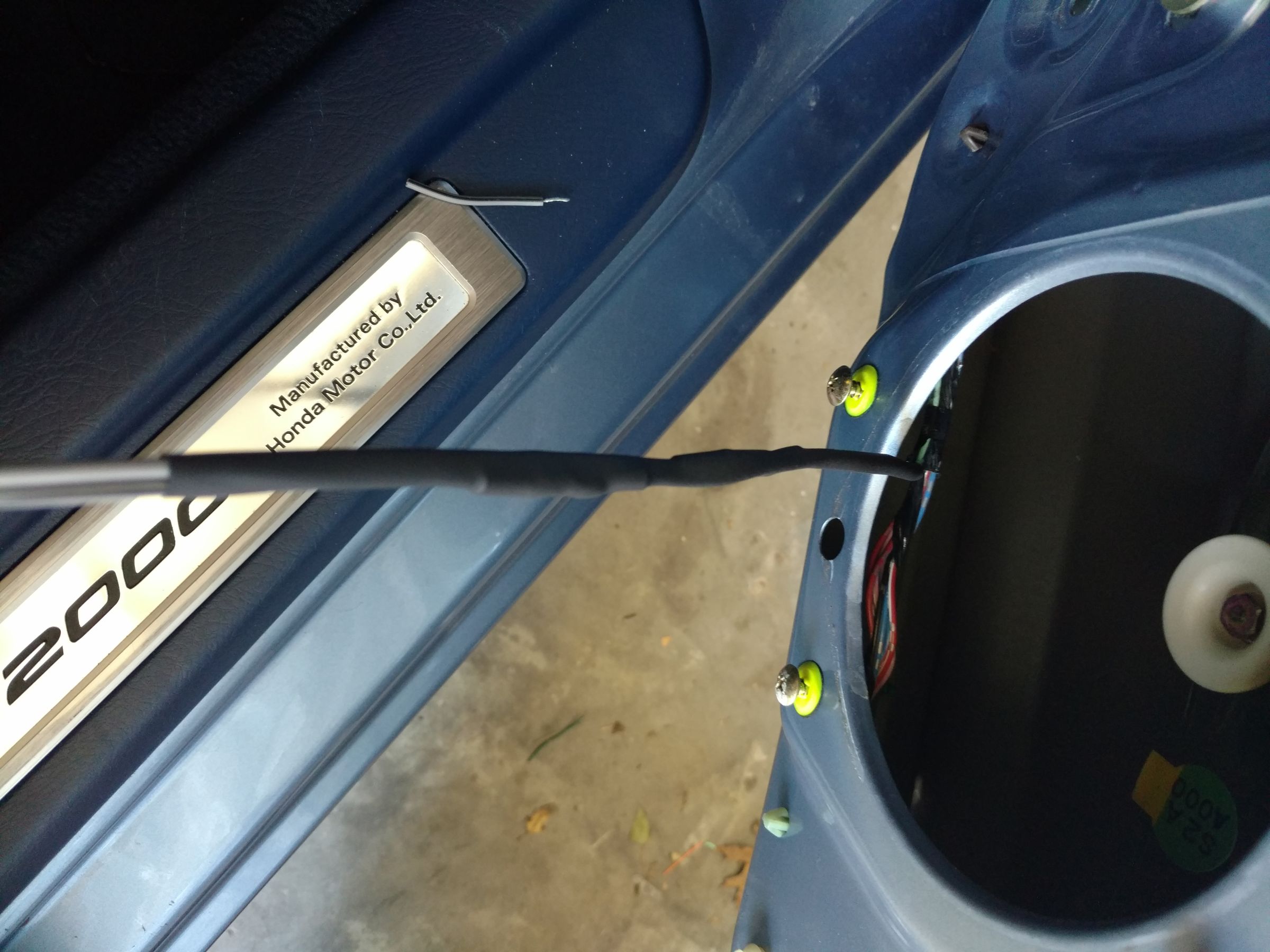 AP1 Honda S2000 Stock Speaker Replacement : 24 Steps (with Pictures ...