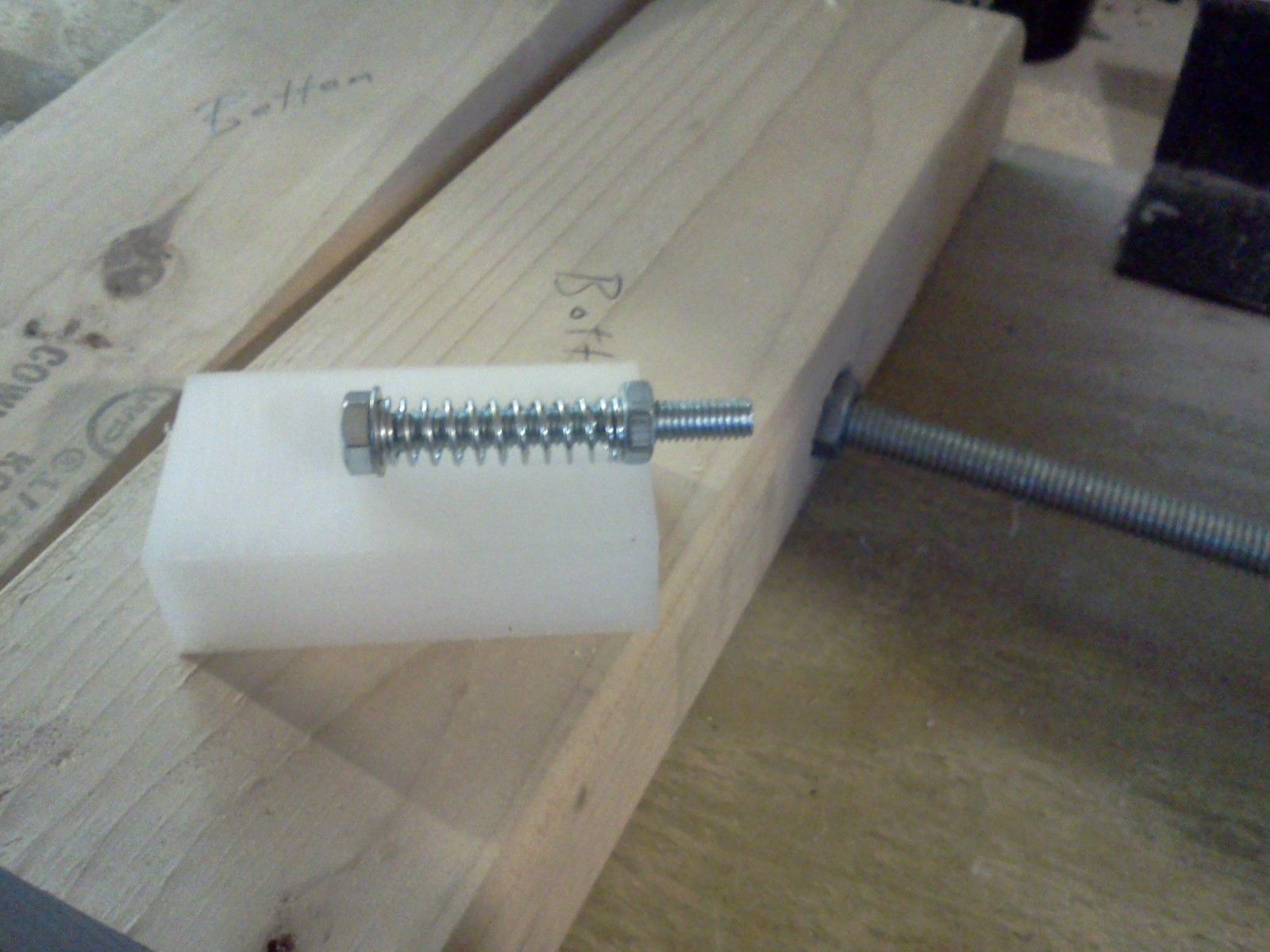 How to Build a Rotating Laptop Mobile Stand : 10 Steps - Instructables