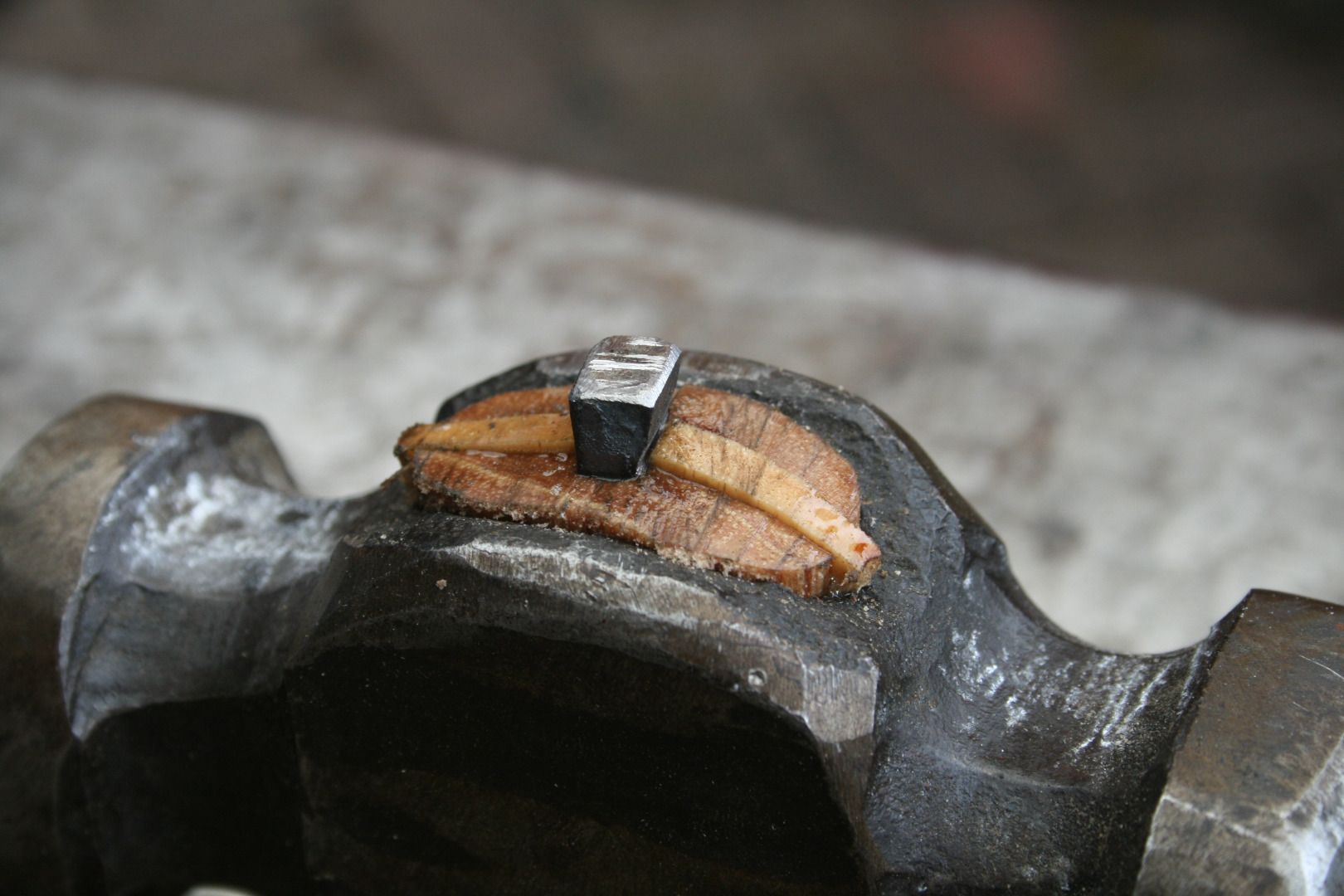 Replacing a Handle on a (forging) Hammer : 7 Steps (with Pictures ...