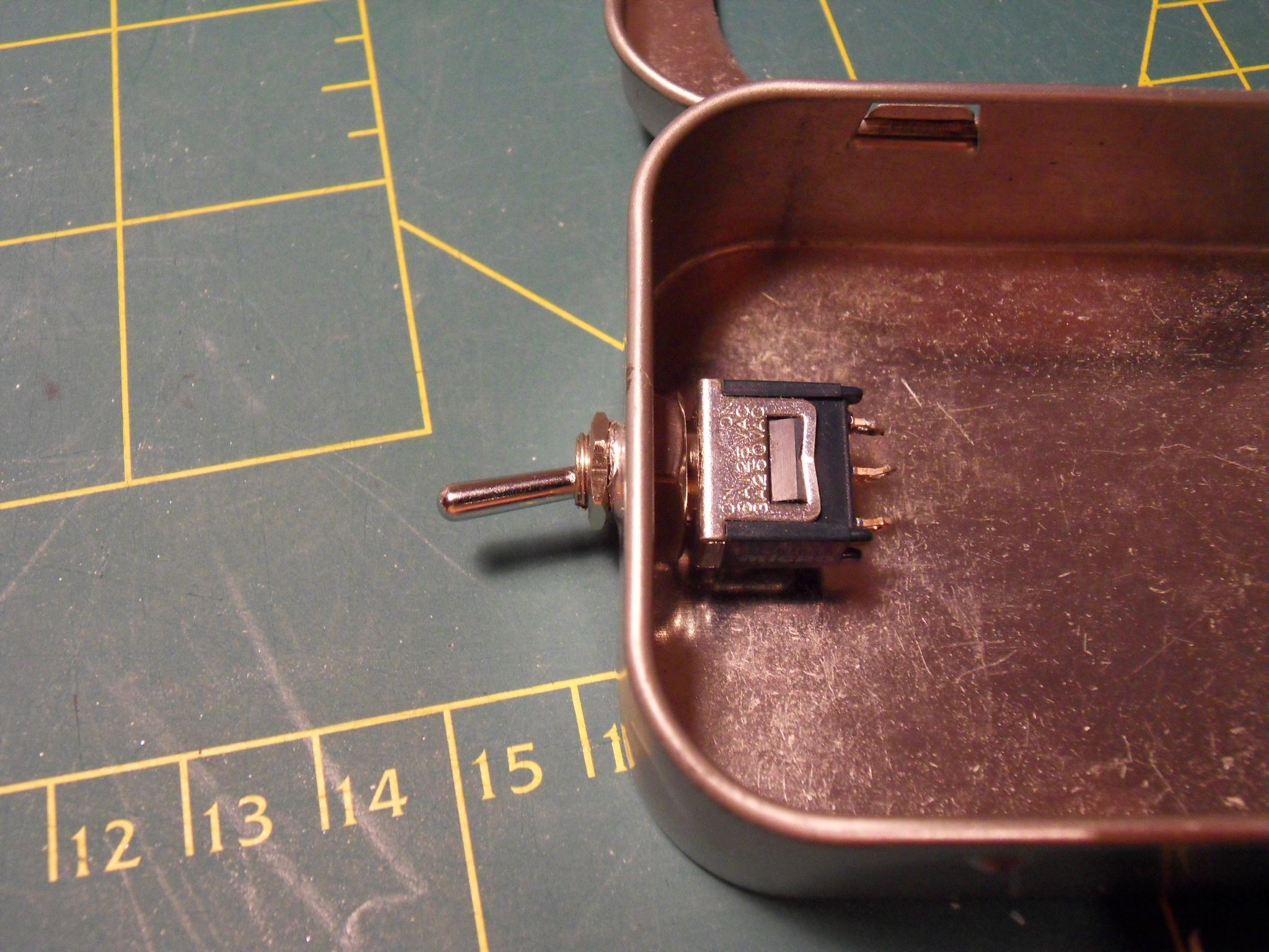 LED / Mini Lightbulb Tester : 7 Steps (with Pictures) - Instructables