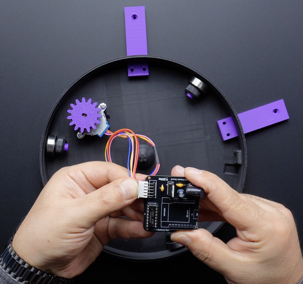 How to Build a Motorized 3D Scanning Turntable for Your Phone : 5 Steps ...