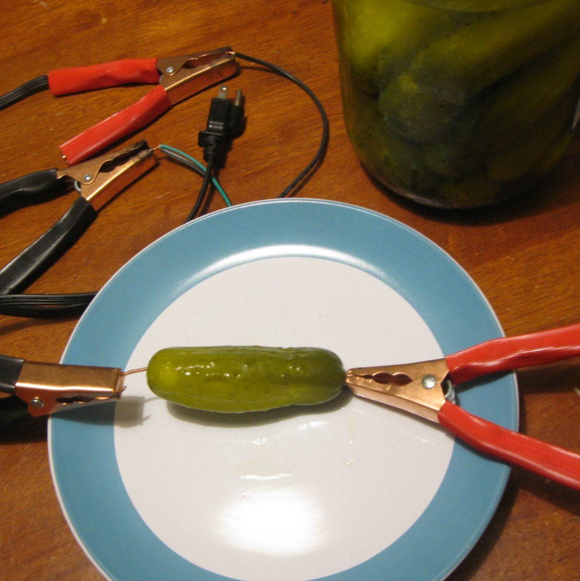 Electric Pickle Lamp (with Pictures) - Instructables