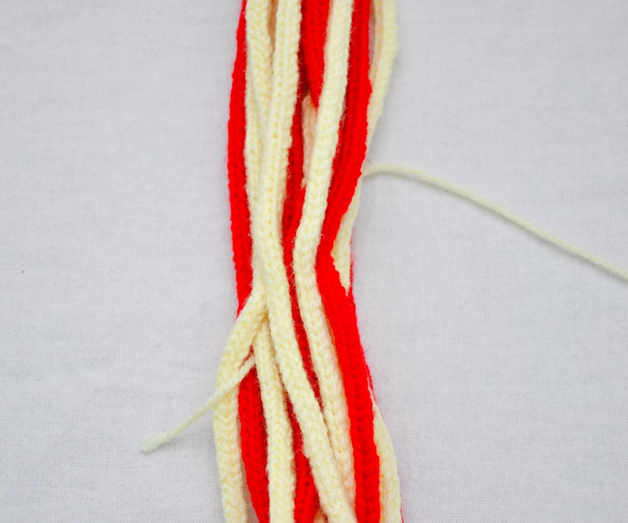 Spaghetti and Meatball Knit Scarf : 9 Steps (with Pictures) - Instructables