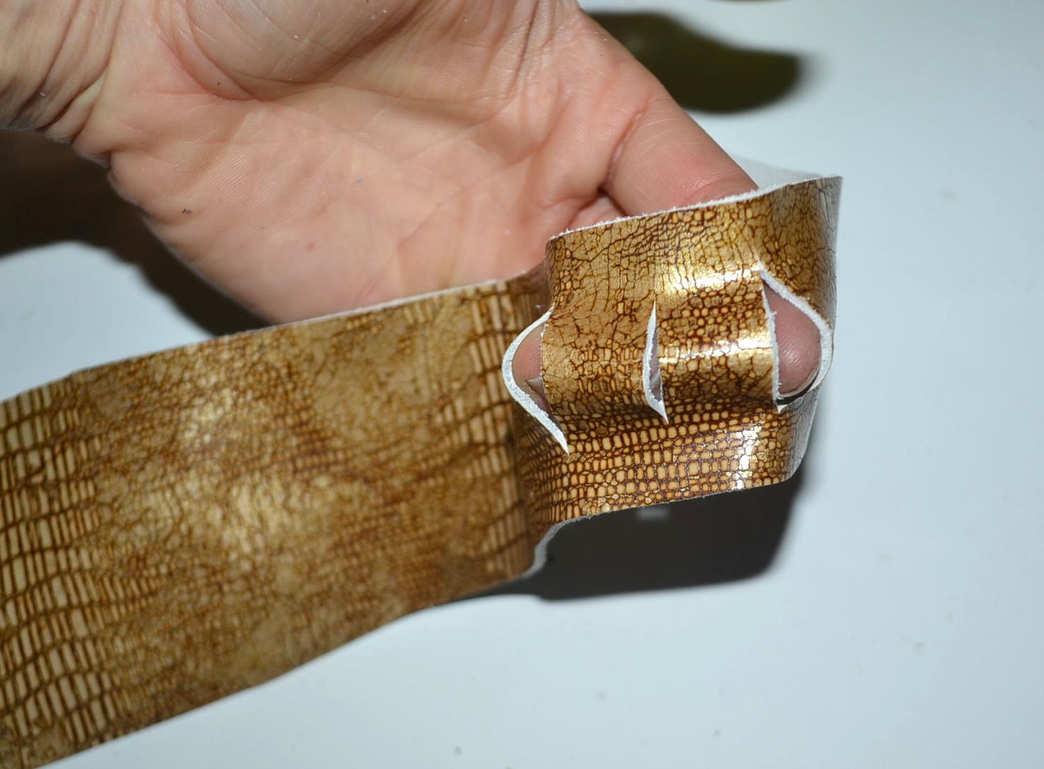 ♥DIY NO TOOLS (2 MINUTS) LEATHER CUFF♥ : 5 Steps (with Pictures ...