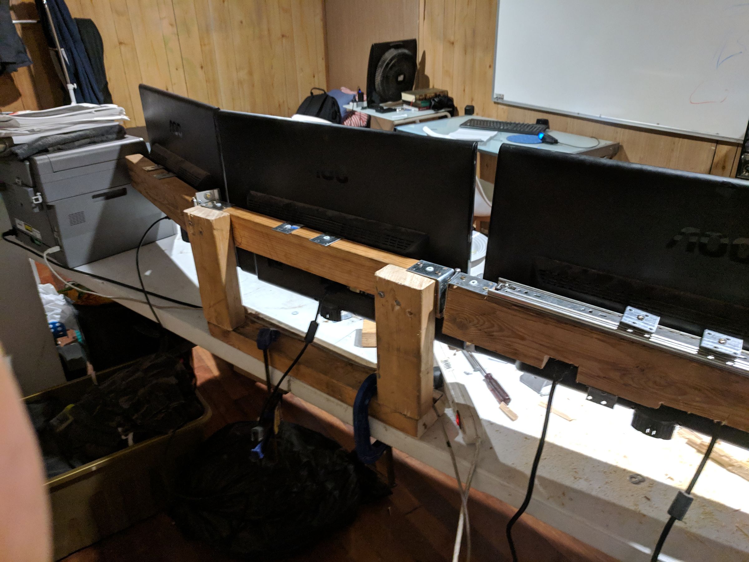 Build an Adjustable Triple Monitor Stand : 6 Steps - Instructables