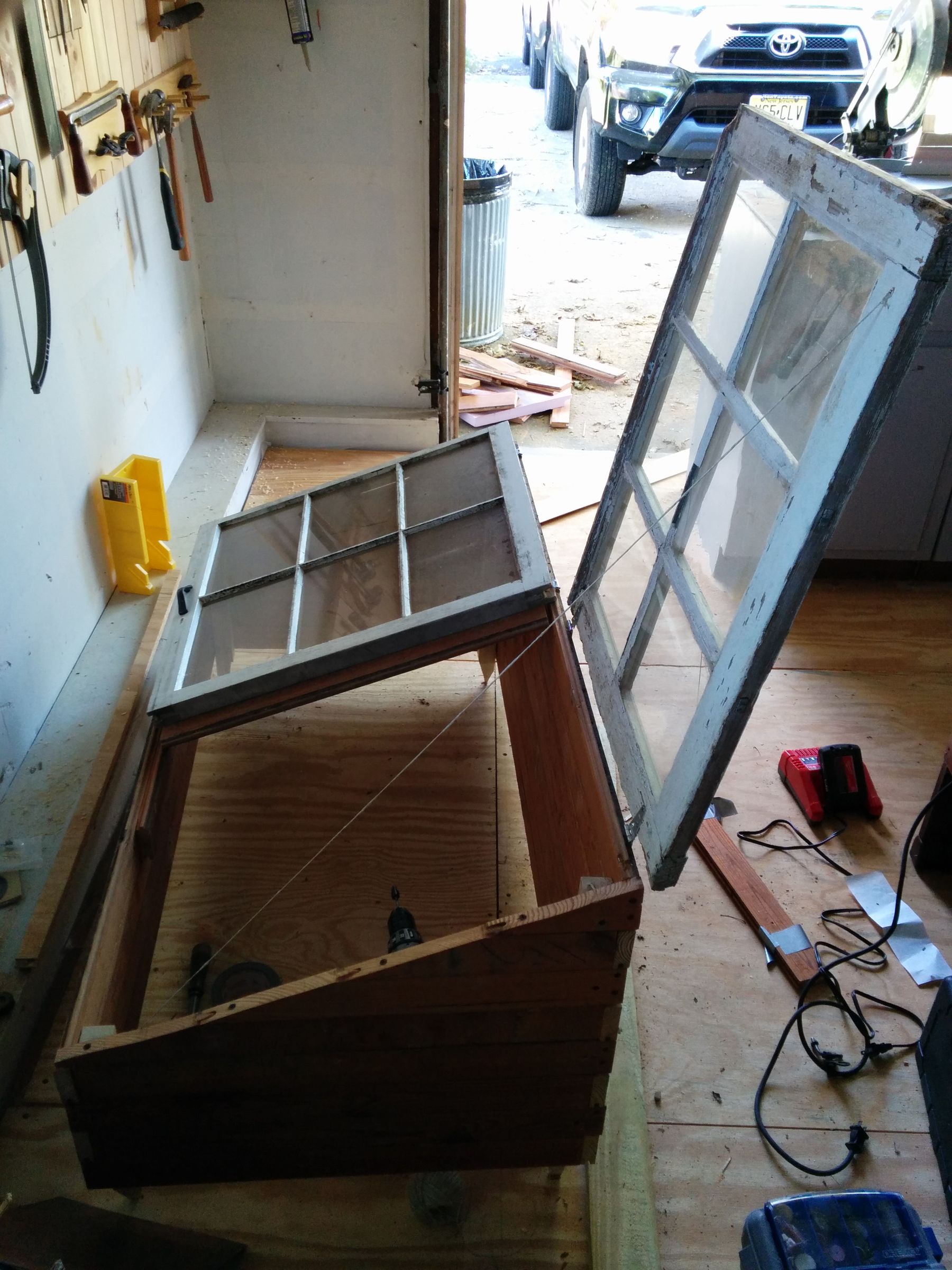 Winterize Your Garden With a Cold Frame : 9 Steps (with Pictures ...