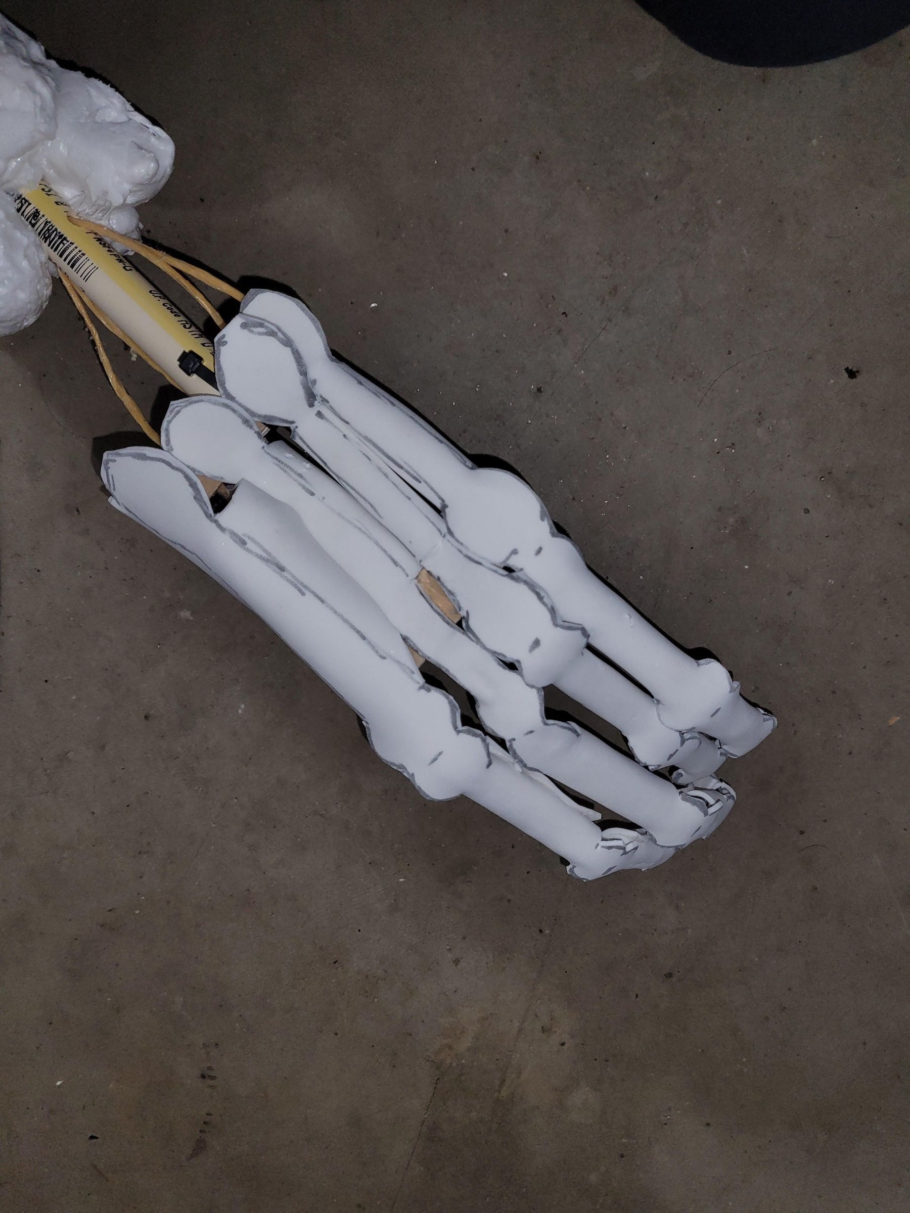 8 Foot Tall Skeleton From PVC, Pool Noodles, and Spray Foam : 8 Steps ...
