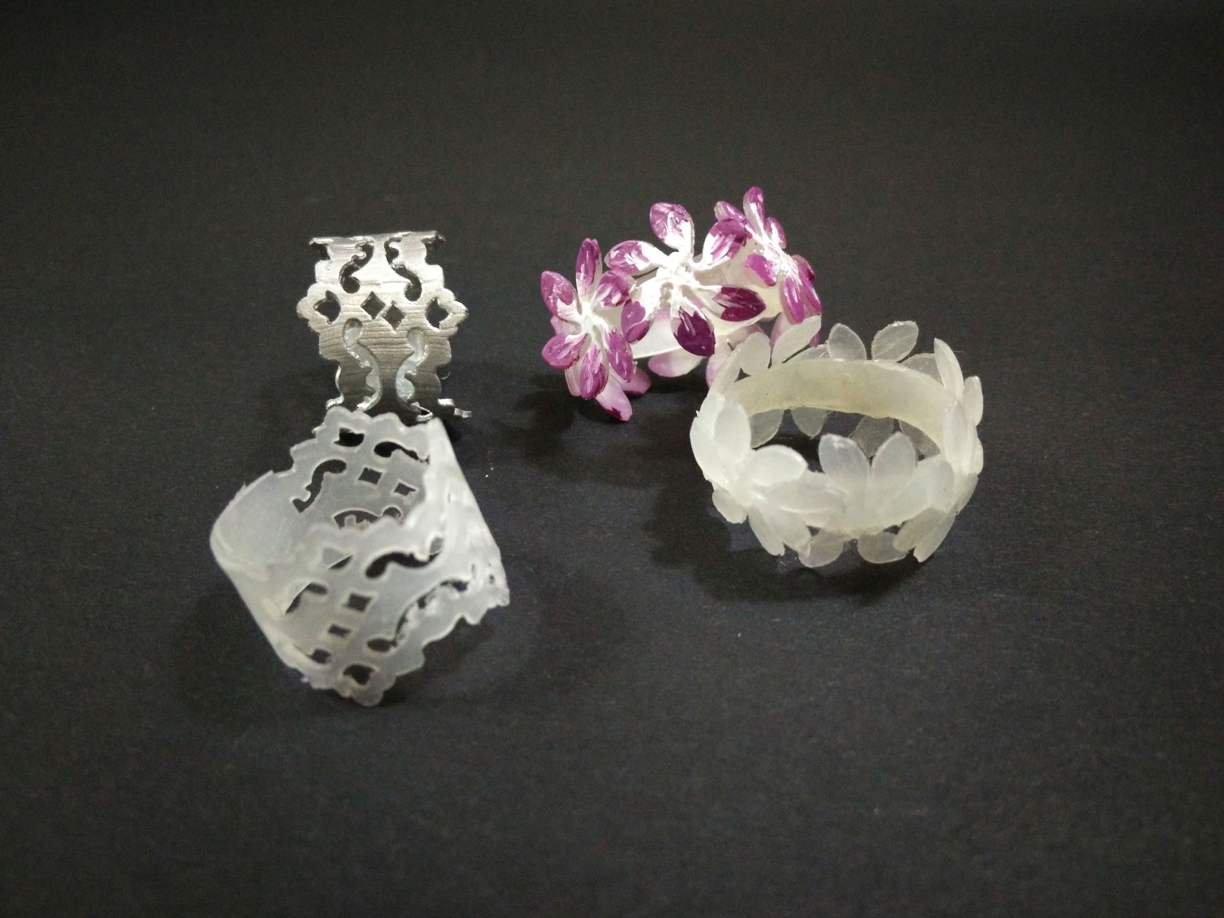 Hot Glue Rings : 7 Steps (with Pictures) - Instructables