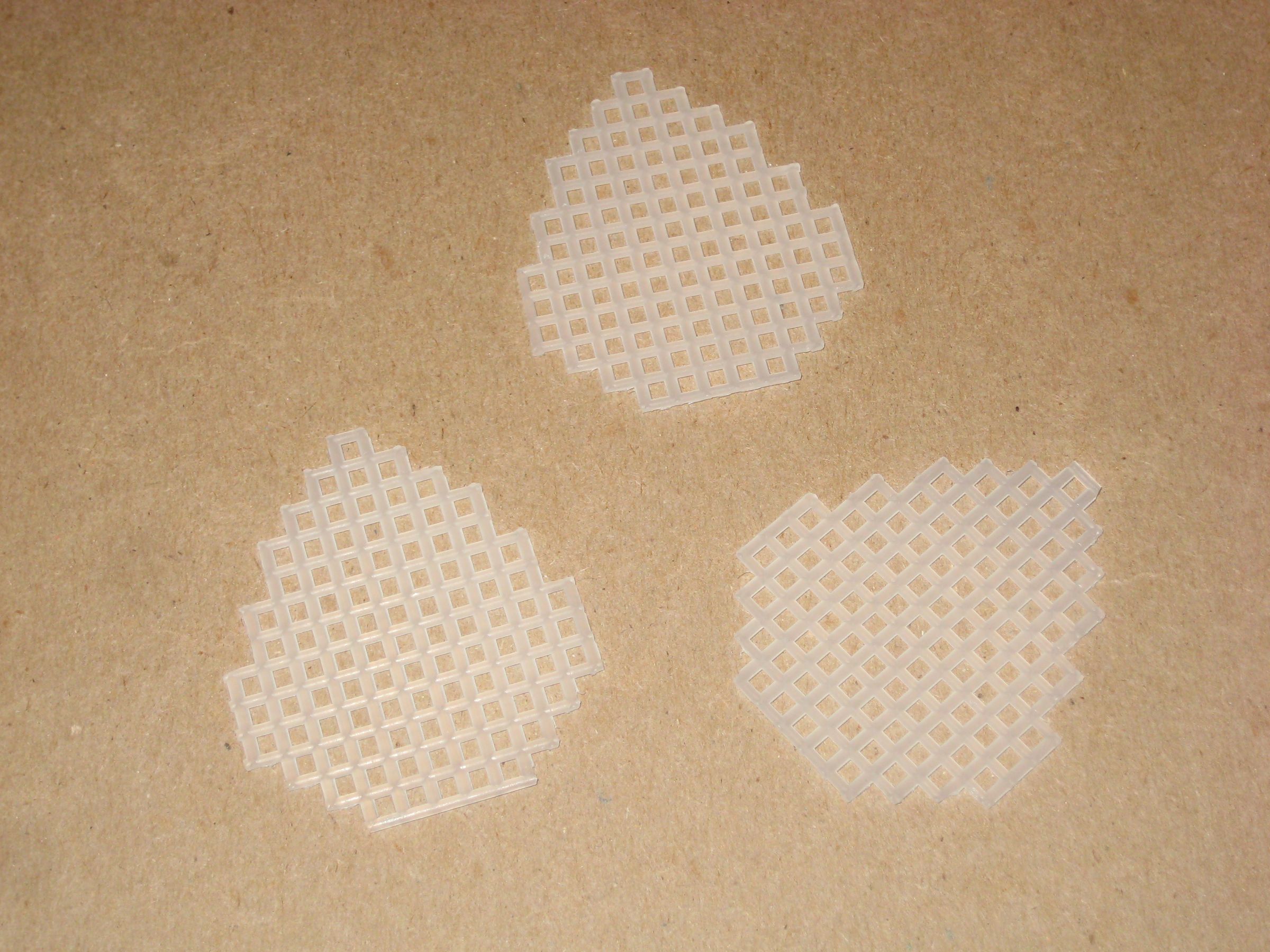 Plastic Canvas Yarn Daffodils : 7 Steps - Instructables