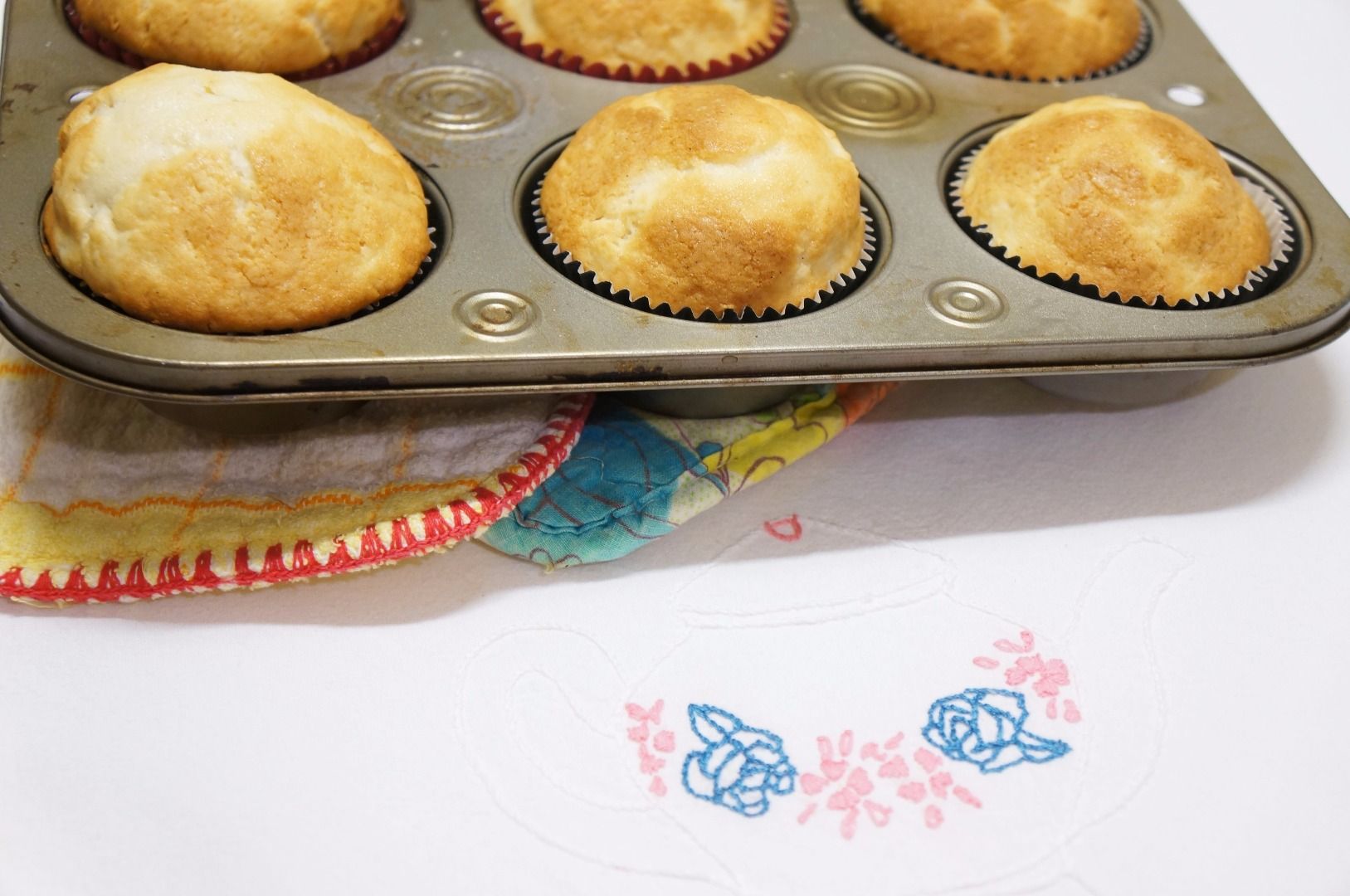 How to Make Snow Cupcakes and Snow Ice Cream : 8 Steps (with Pictures ...