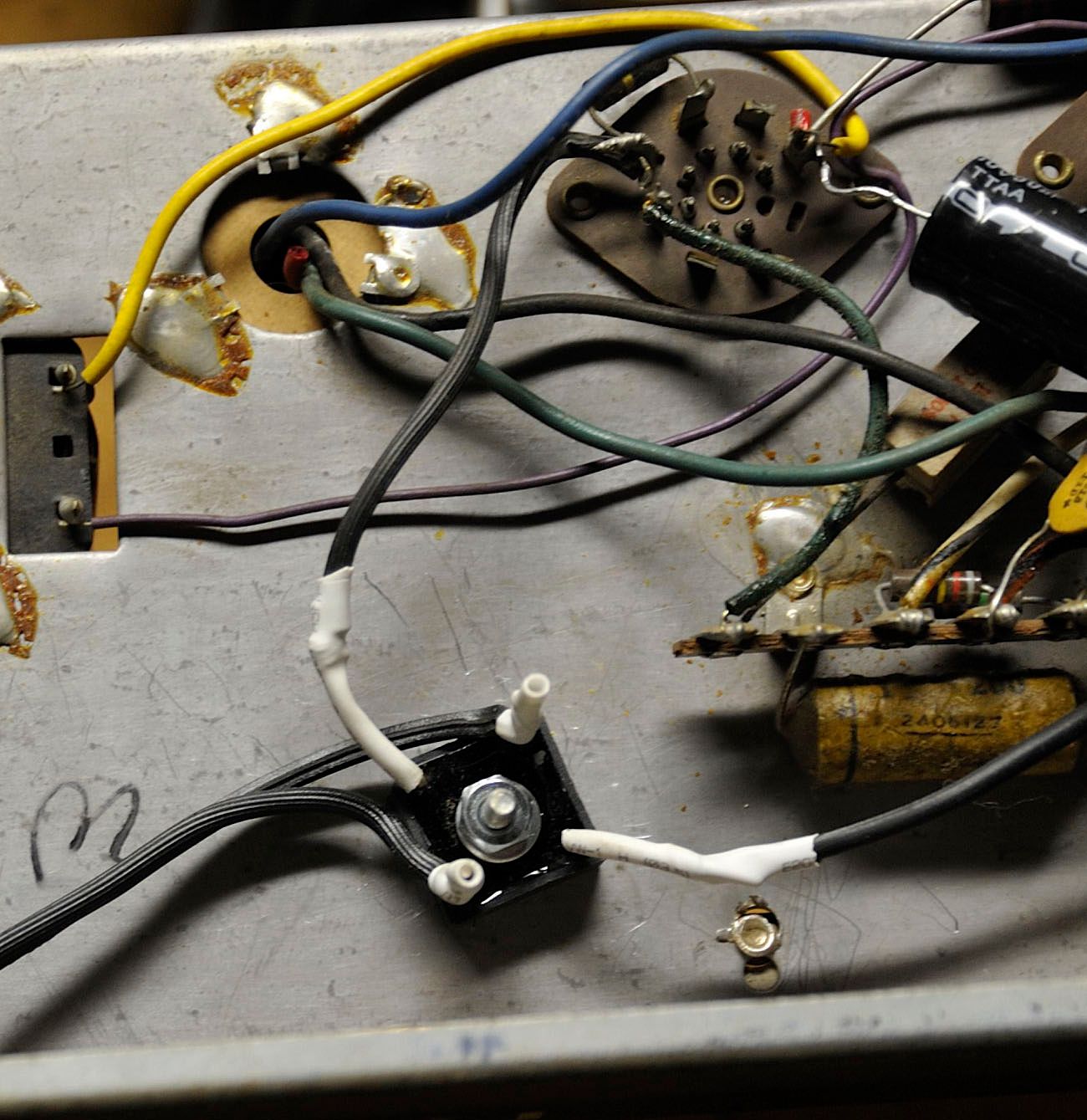 Isolation Transformer Upgrade for Old Guitar Amps : 11 Steps (with ...