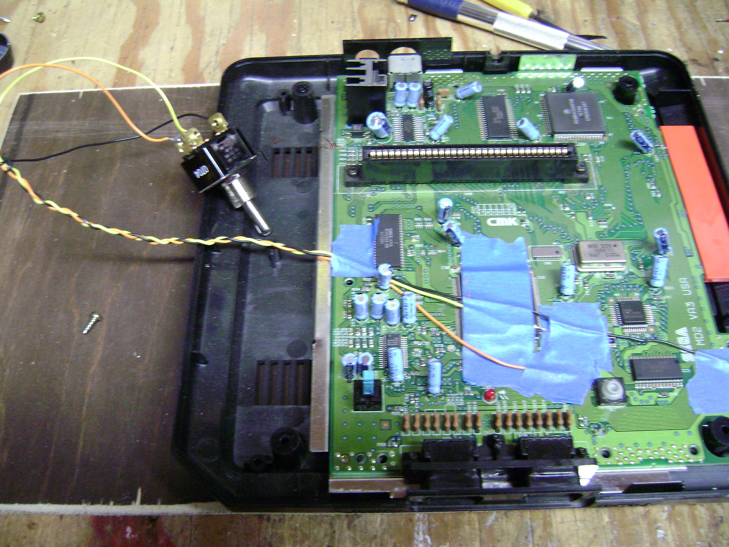 Sega Genesis Model 2 Region Mod : 12 Steps - Instructables