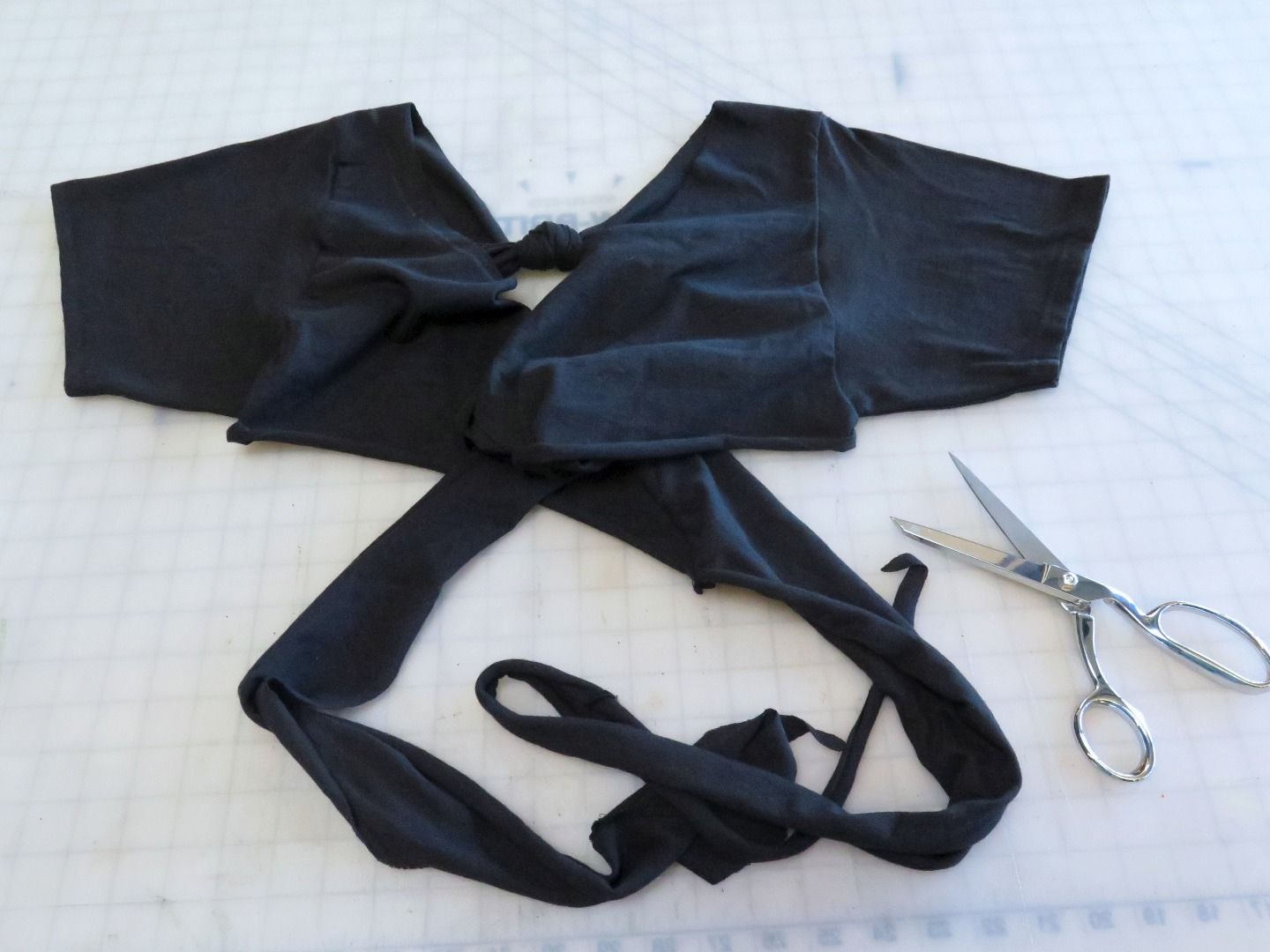 Turn a T-Shirt Into a Wrap Shirt : 9 Steps (with Pictures) - Instructables