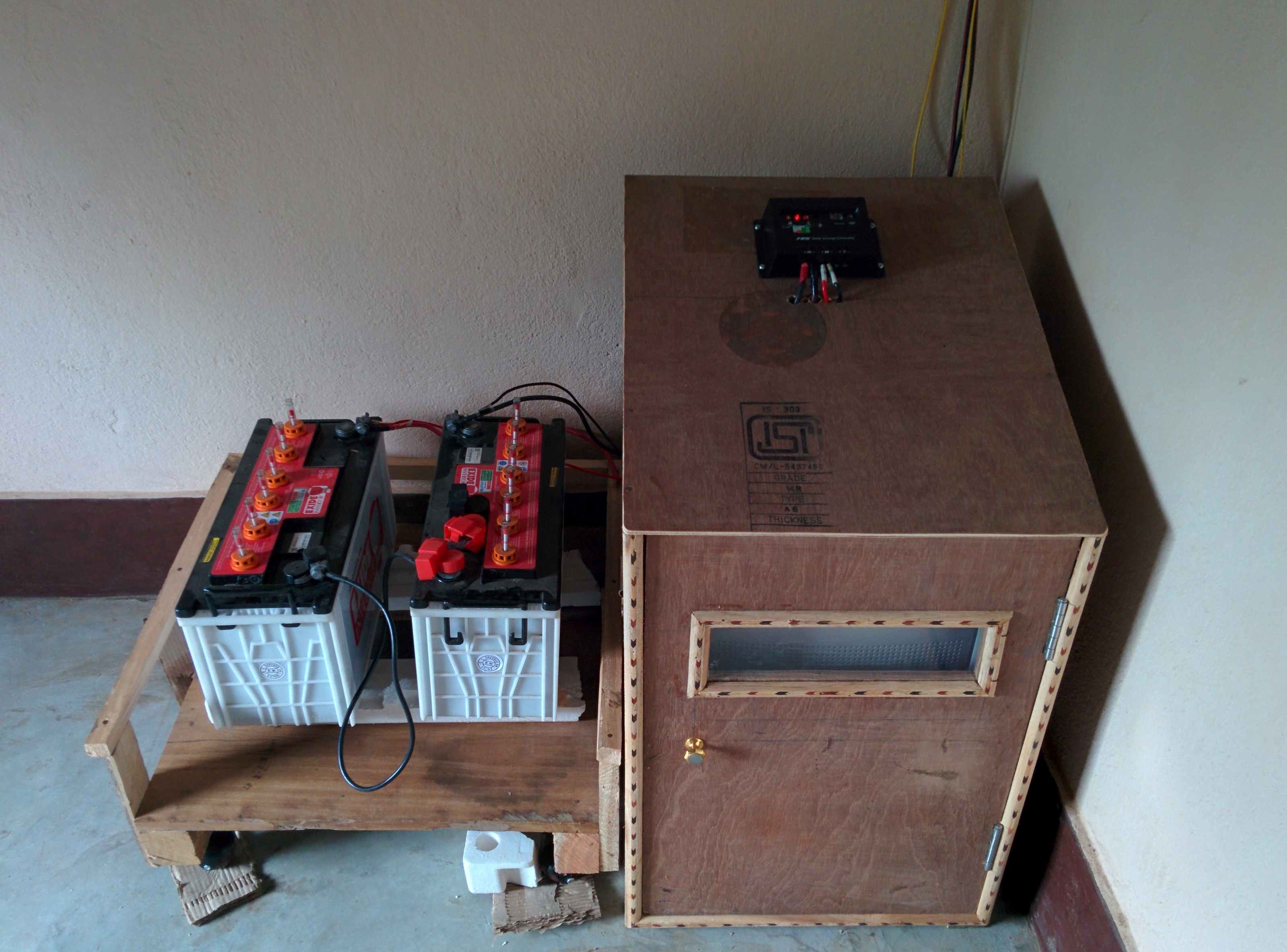 DIY OFF GRID SOLAR SYSTEM : 12 Steps (with Pictures) - Instructables