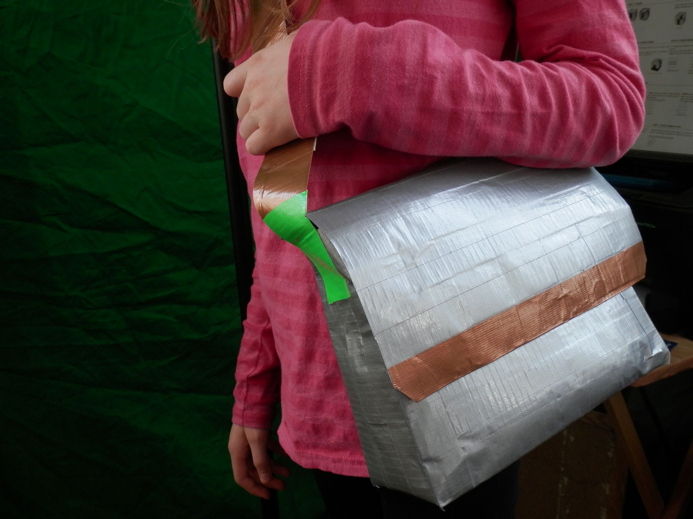 Duct Tape Utility Bag : 10 Steps (with Pictures) - Instructables