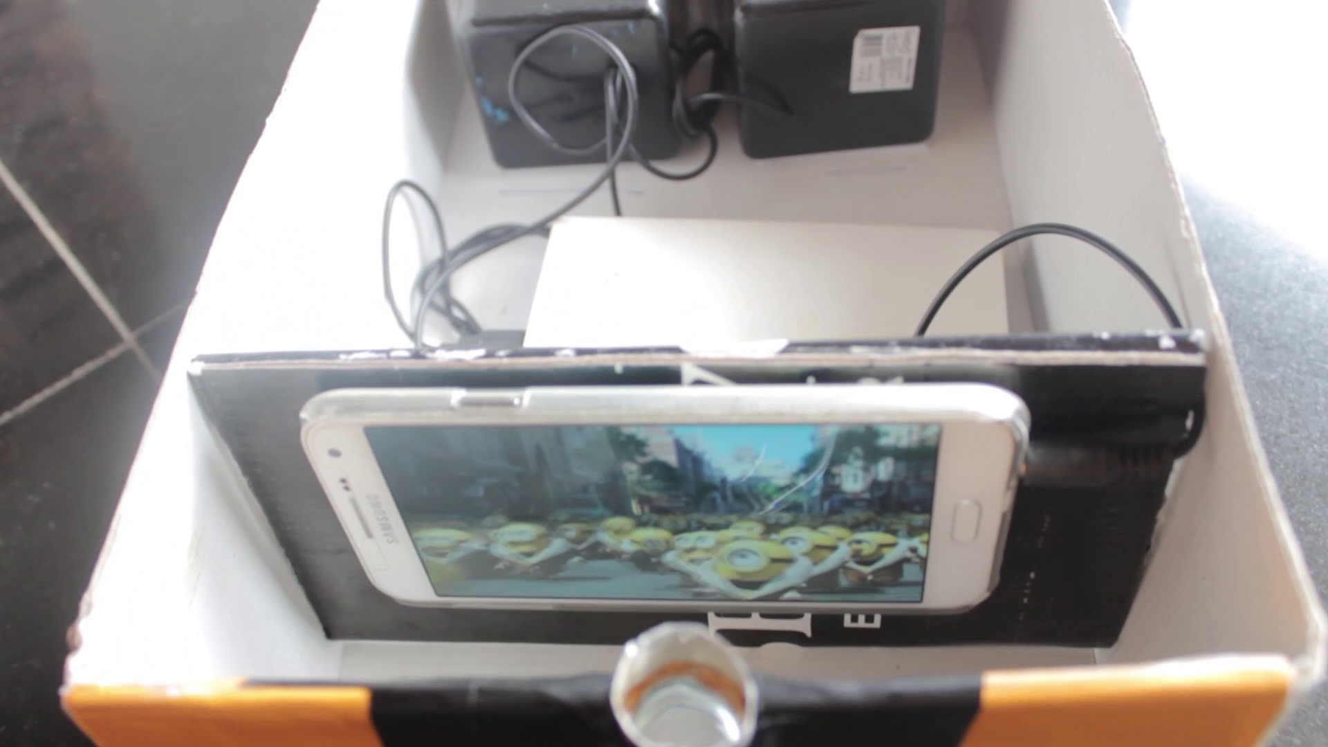 DIY Make Light Bulb Smart Phone Projector at Home Easy Way : 9 Steps ...