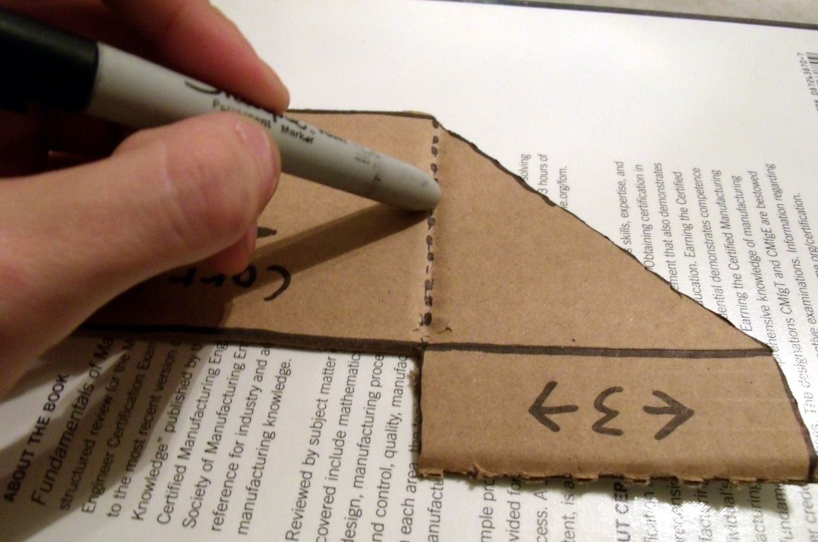 Cardboard Clutter Keeper : 8 Steps (with Pictures) - Instructables