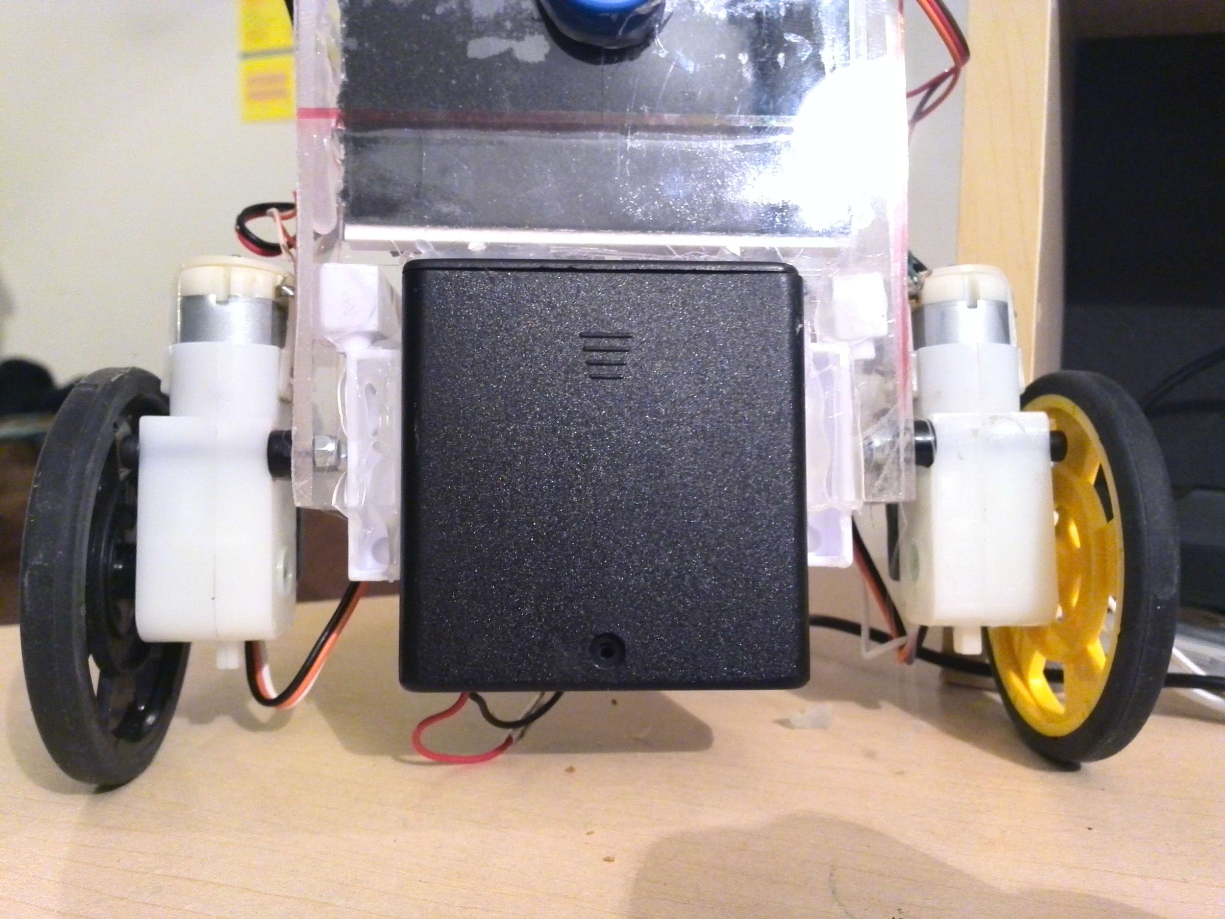 Extremely Simple Line Following Robot With Arduino : 5 Steps ...
