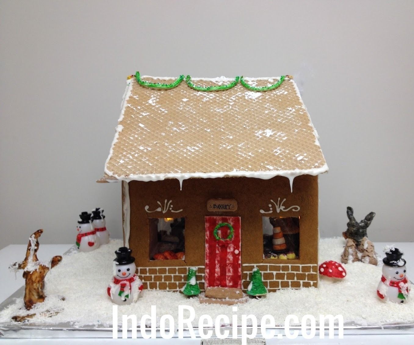 Gingerbread Bakery (Dollhouse Style) : 5 Steps (with Pictures ...