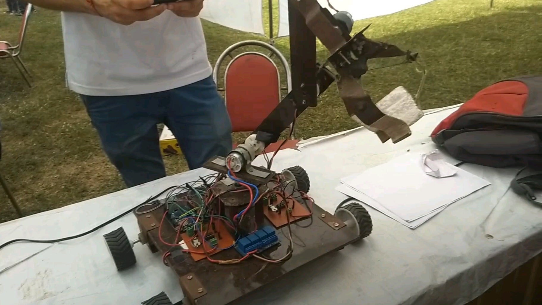 Arduino Gripper Bot 6 Steps With Pictures Instructables