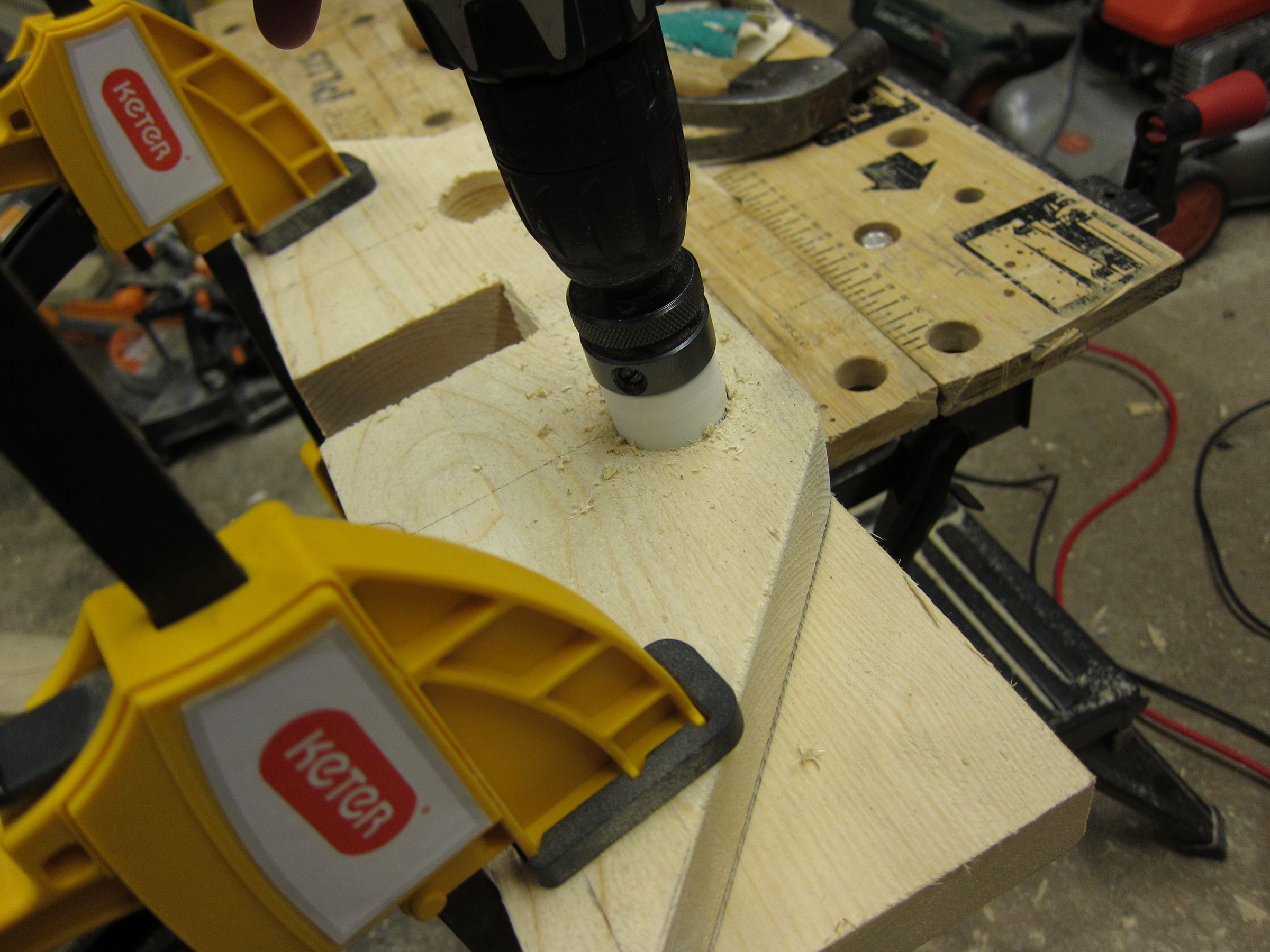 Tension Series - Floating Bed : 9 Steps (with Pictures) - Instructables