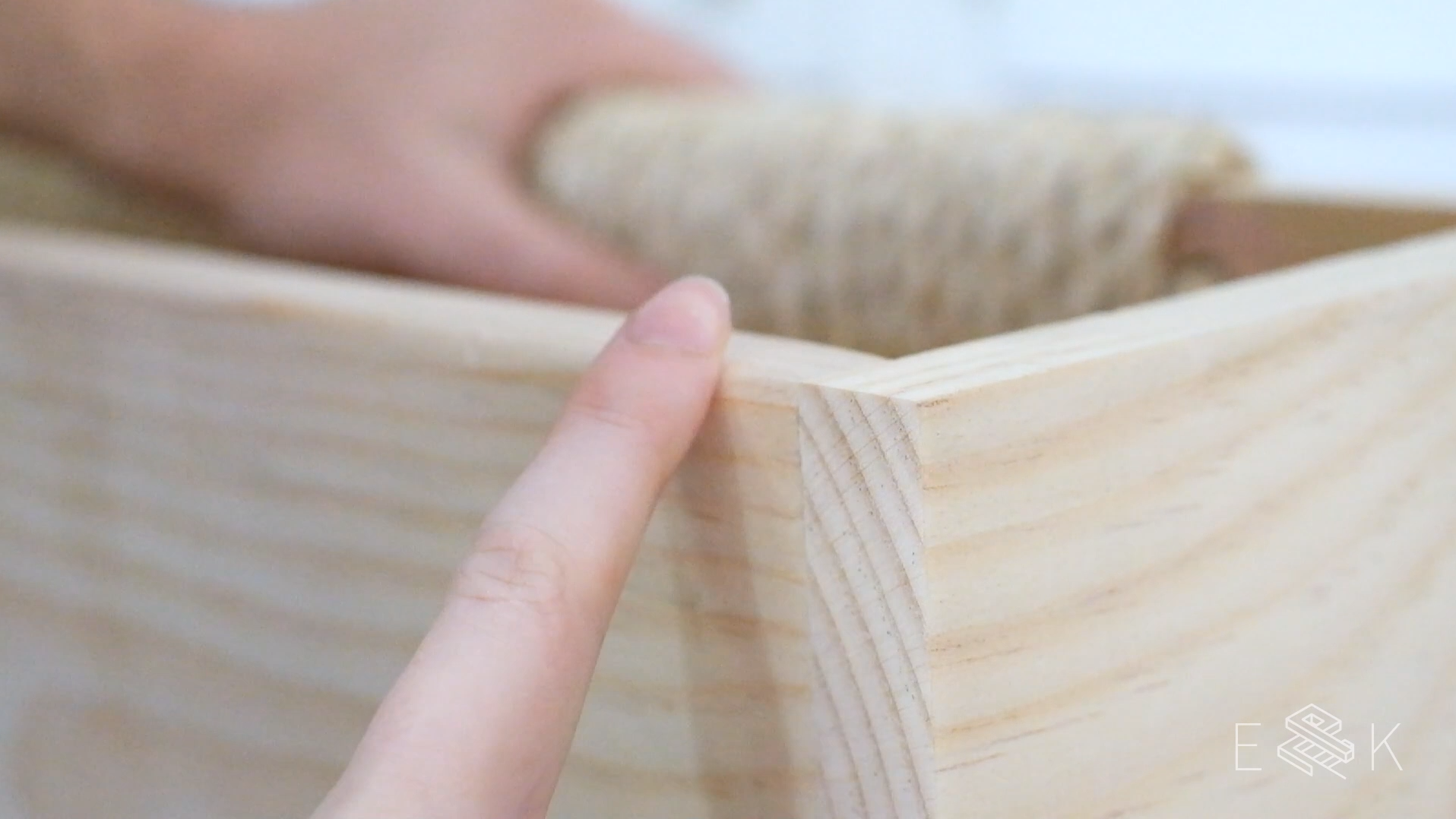 DIY Modern Cat Scratching Post : 8 Steps (with Pictures) - Instructables