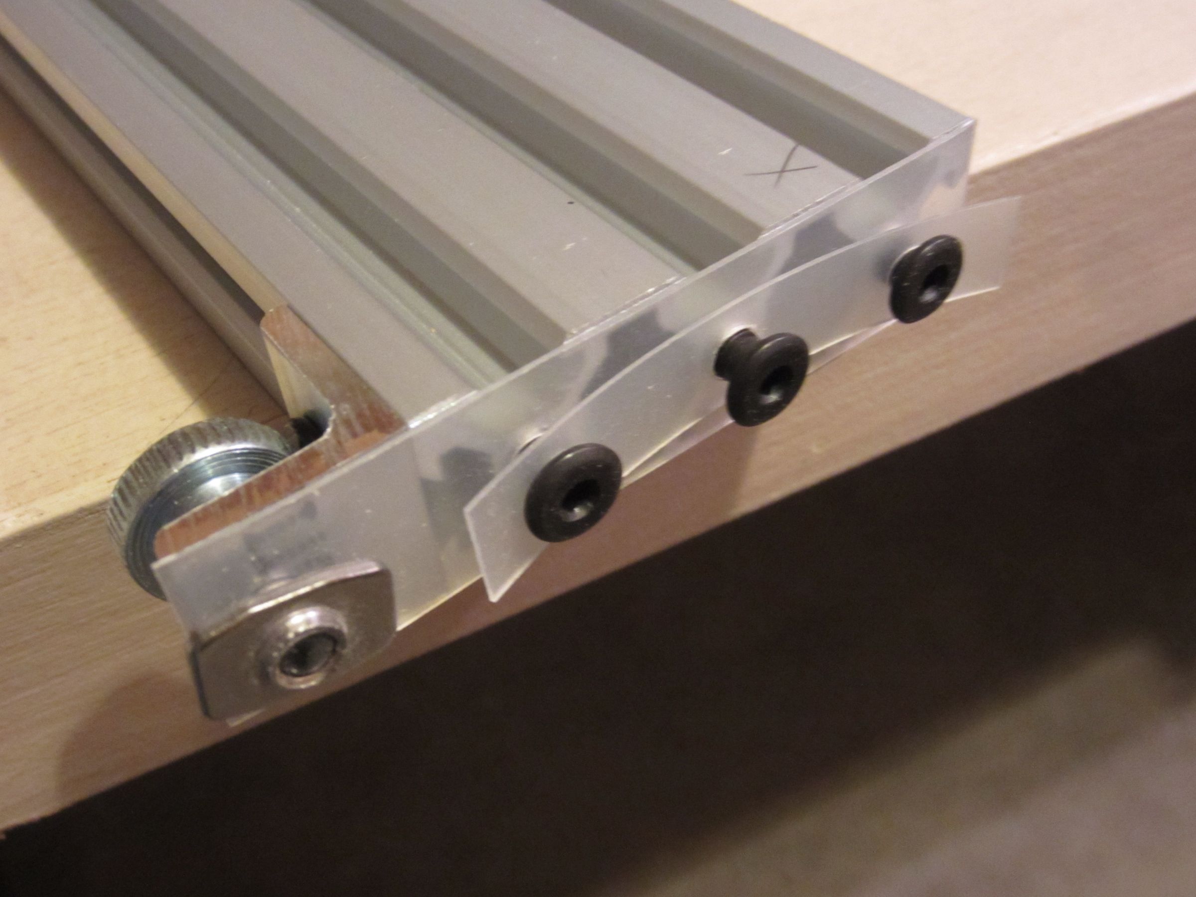 Adjustable Router Guide Template : 11 Steps (with Pictures) - Instructables