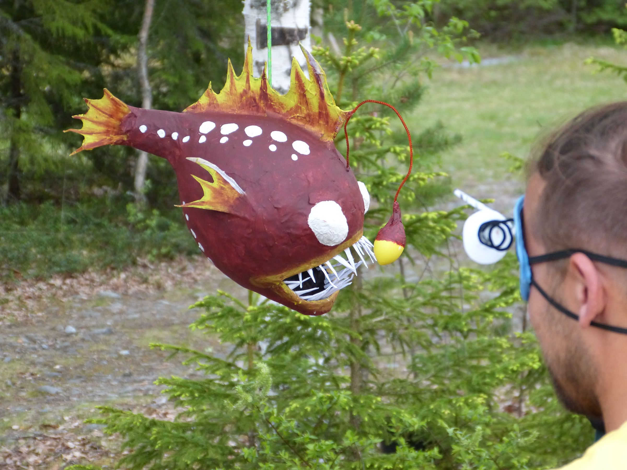 Angler Fish Pinata and Silly Blindfold : 21 Steps (with Pictures ...