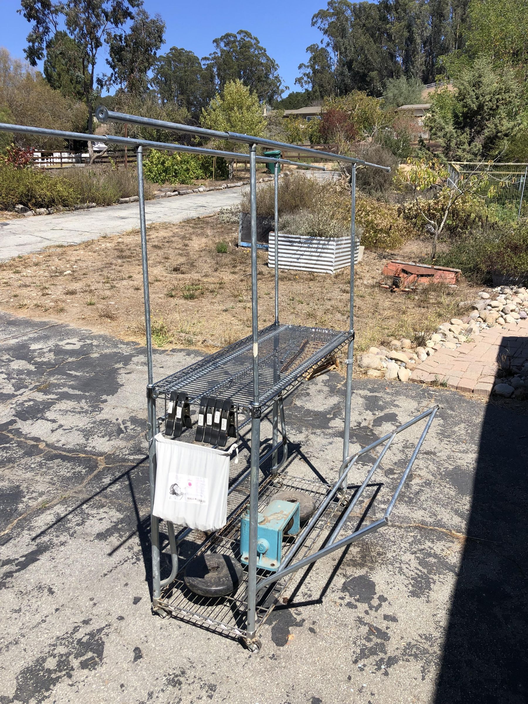 Mobile Solar Clothes Dryer : 5 Steps - Instructables