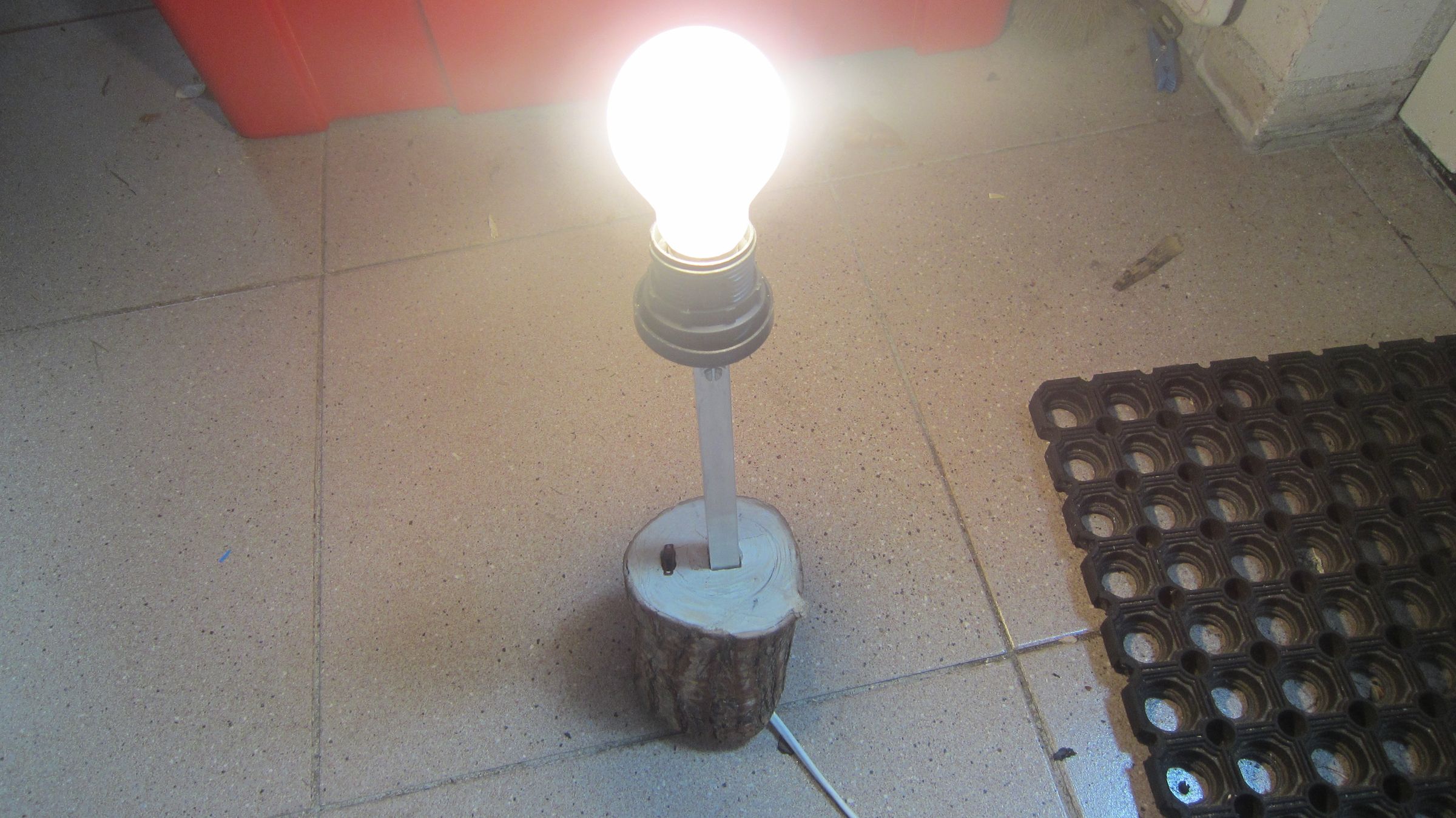 Tree Stump Lamp : 10 Steps (with Pictures) - Instructables