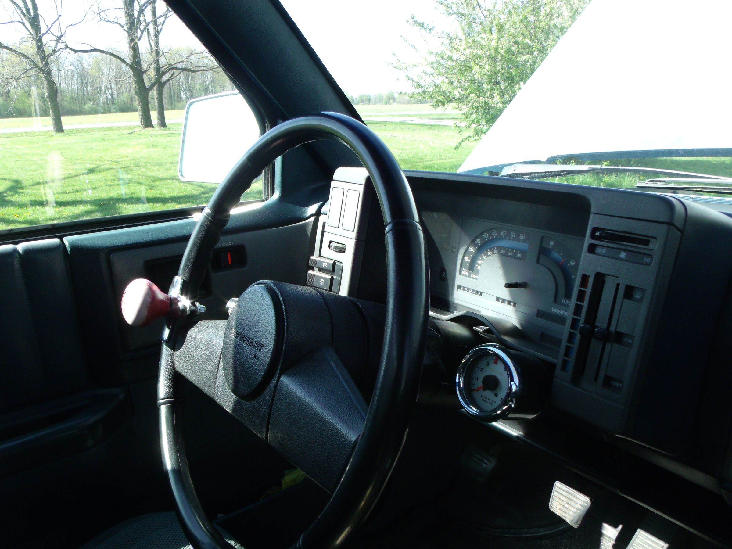 How to Install a Tachometer : 8 Steps (with Pictures) - Instructables