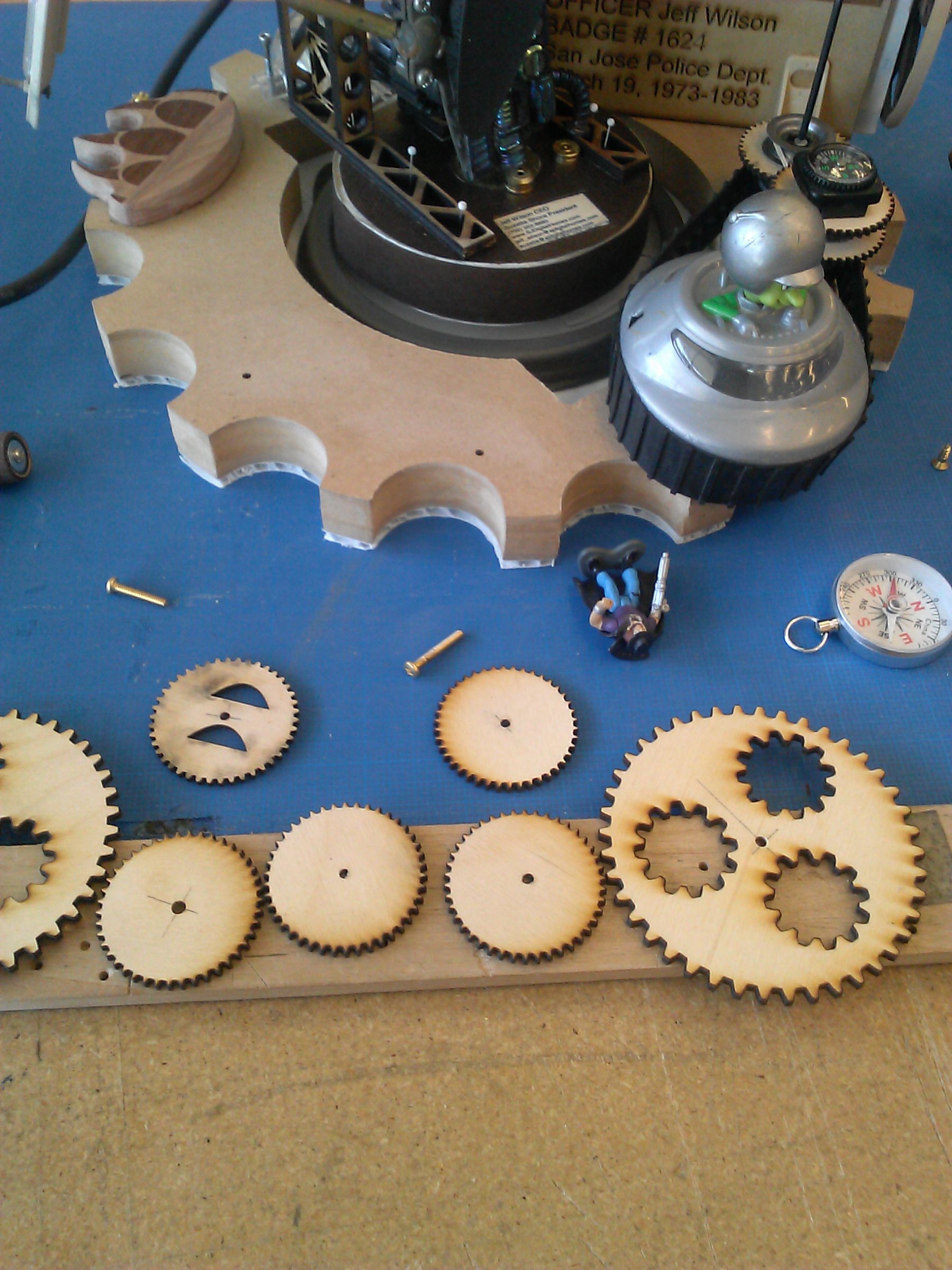 Building an 'Interocitor'-An Alien Communication Device Steampunk ...