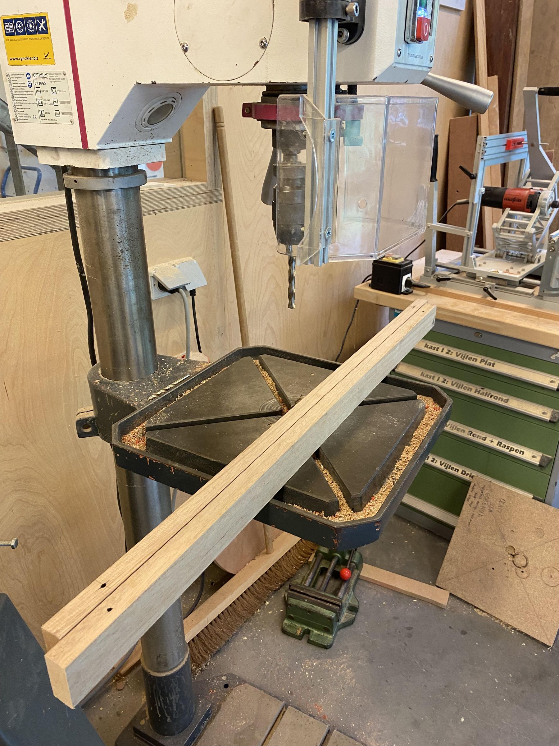 D4E1- Redesign- FLIPPERBOARD : 9 Steps - Instructables