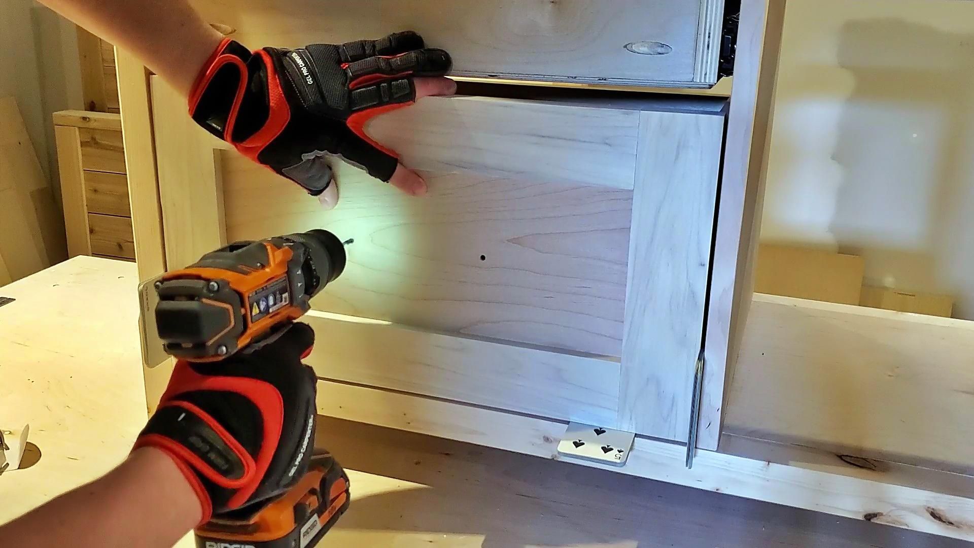 Beginners Guide to Drawers. Measure, Cut, Assemble, Mount, Finish. No ...