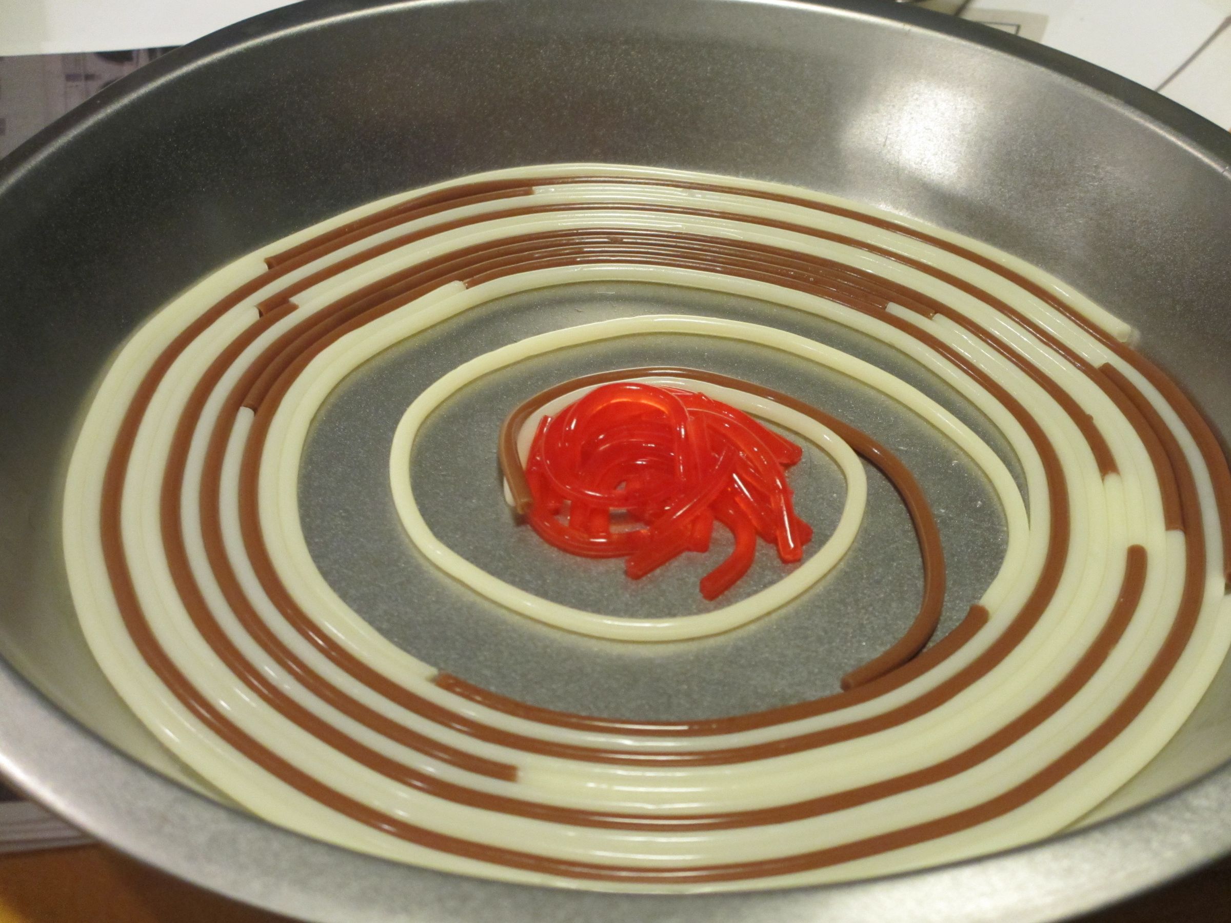 NOODLES: Chocolate and Strawberry : 5 Steps (with Pictures) - Instructables