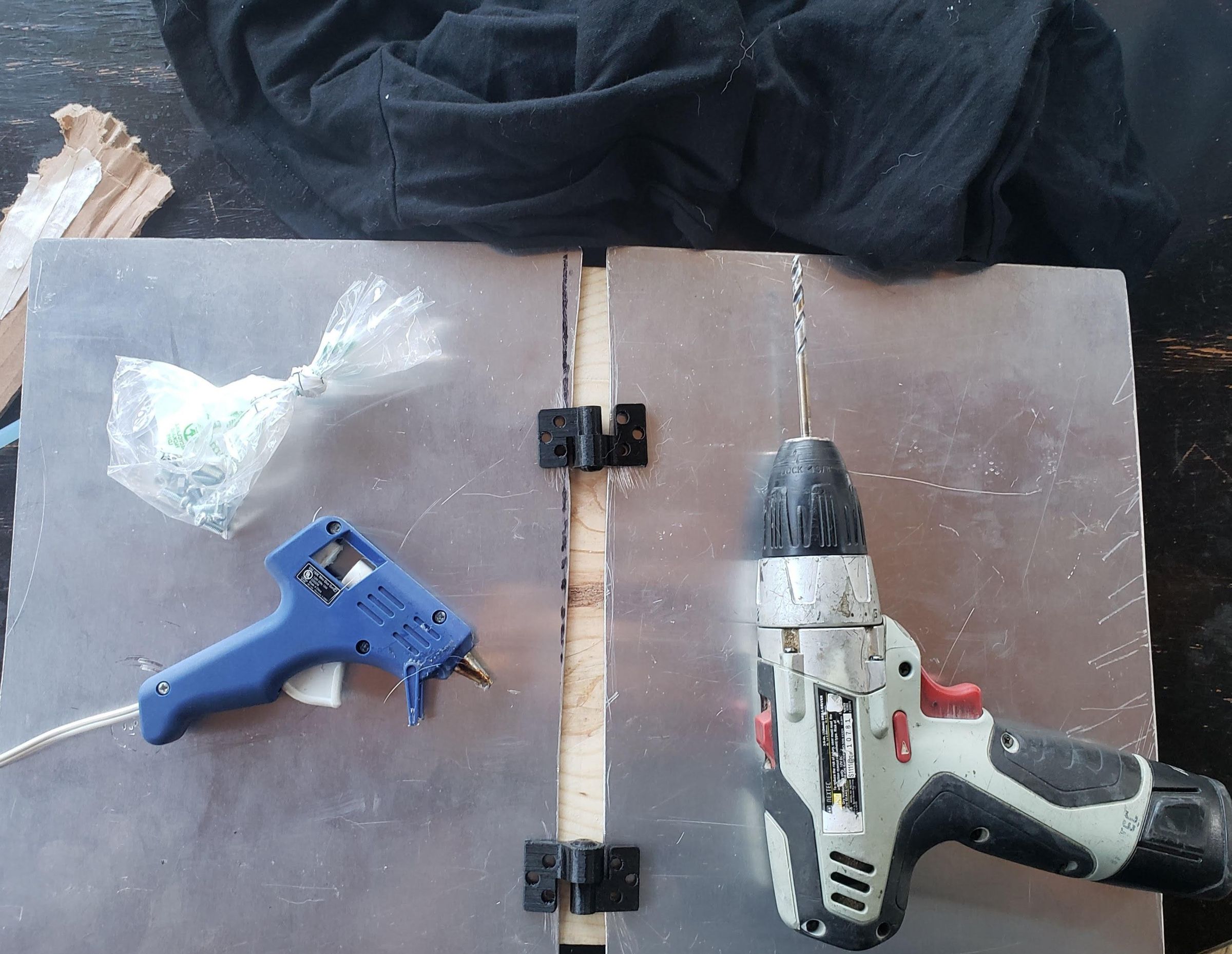 Metal Notebook Cover With 3D Printed Hinge : 6 Steps (with Pictures ...