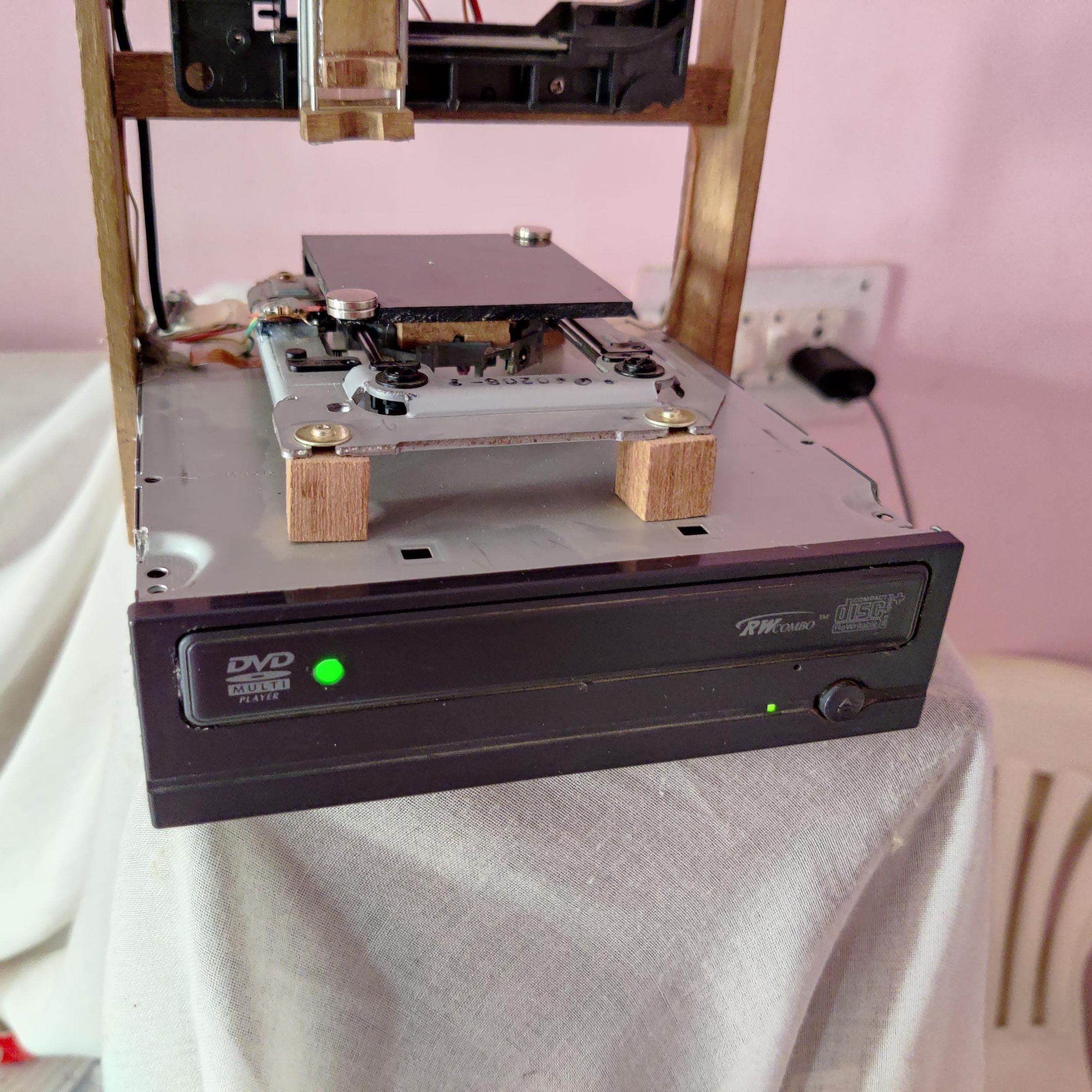 The Improved 2d Pen Plotter : 4 Steps - Instructables