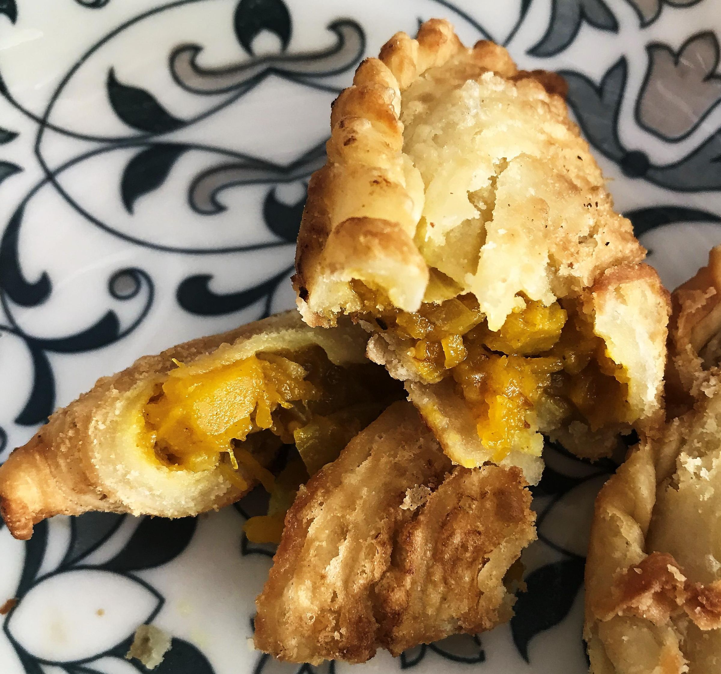 Pumpkin Curry Puffs / Karipap : 7 Steps (with Pictures) - Instructables