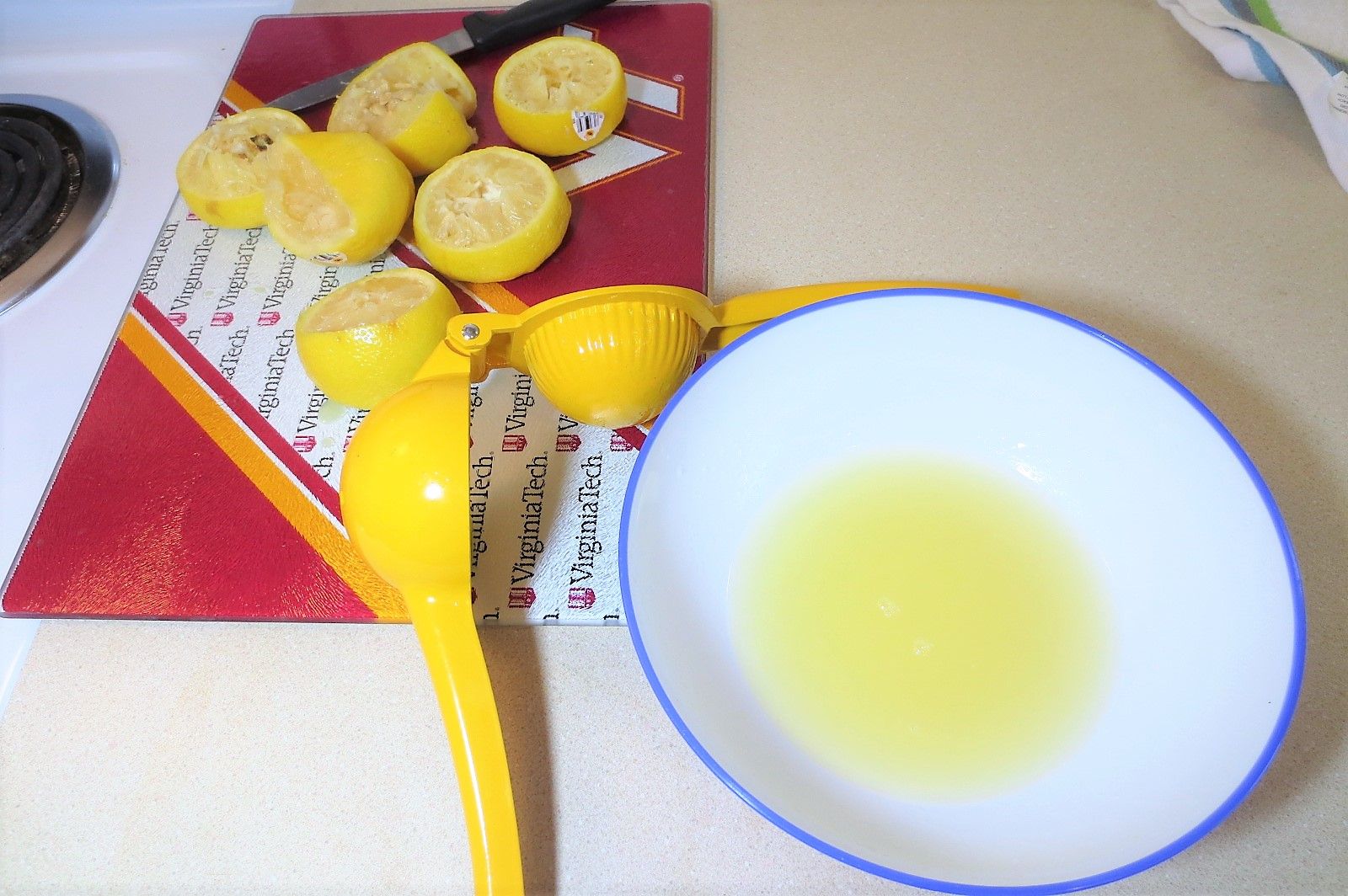 Homemade Lemonade : 5 Steps (with Pictures) - Instructables