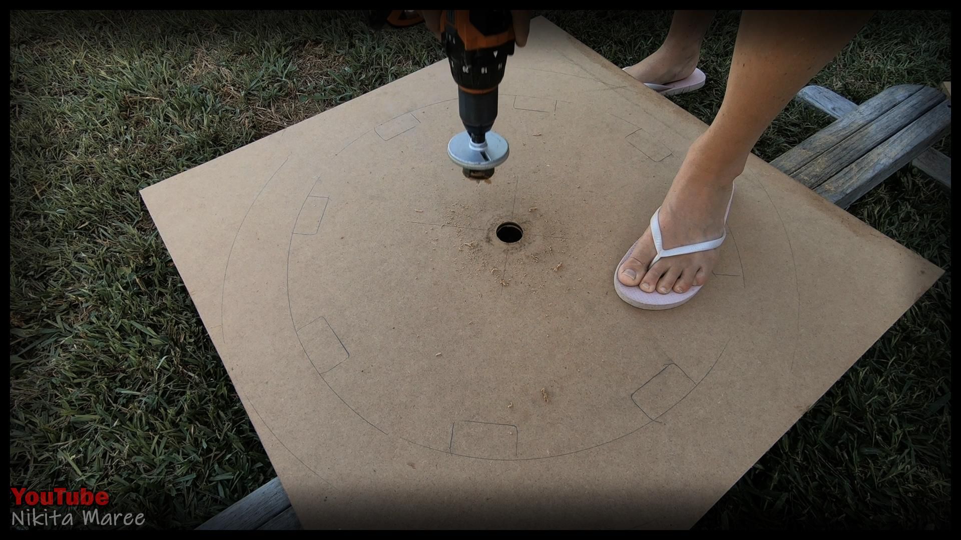 How to Build a 'Wire Spinner' (DIY Farm Fencing) : 18 Steps (with ...