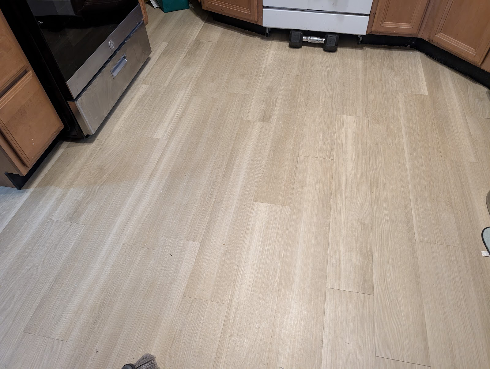 Replacing My Old Kitchen Floor With New Floor : 3 Steps - Instructables