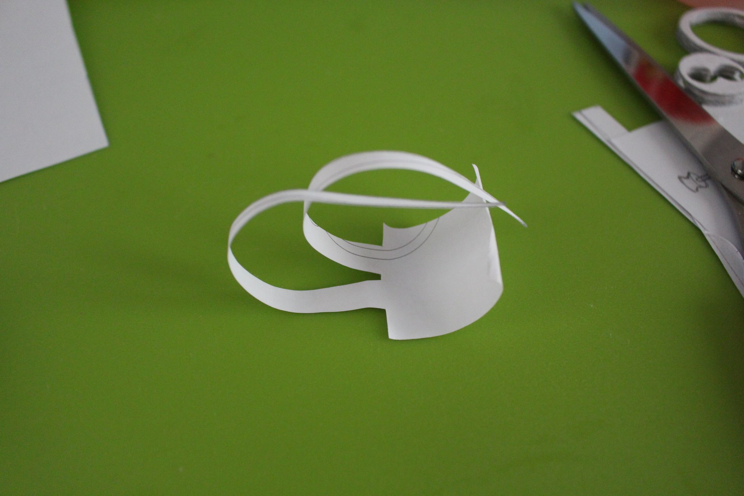 Paper Timeturner Necklace : 35 Steps (with Pictures) - Instructables