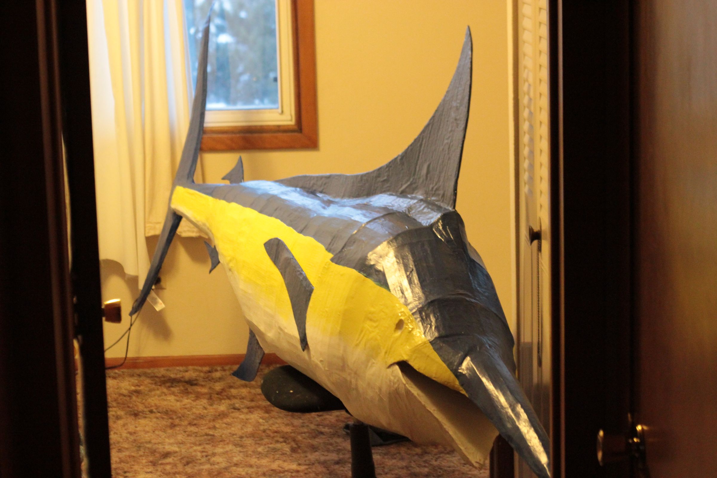 HOW TO BUILD YOUR OWN GIANT BLUE MARLIN ON THE CHEAP : 7 Steps (with ...