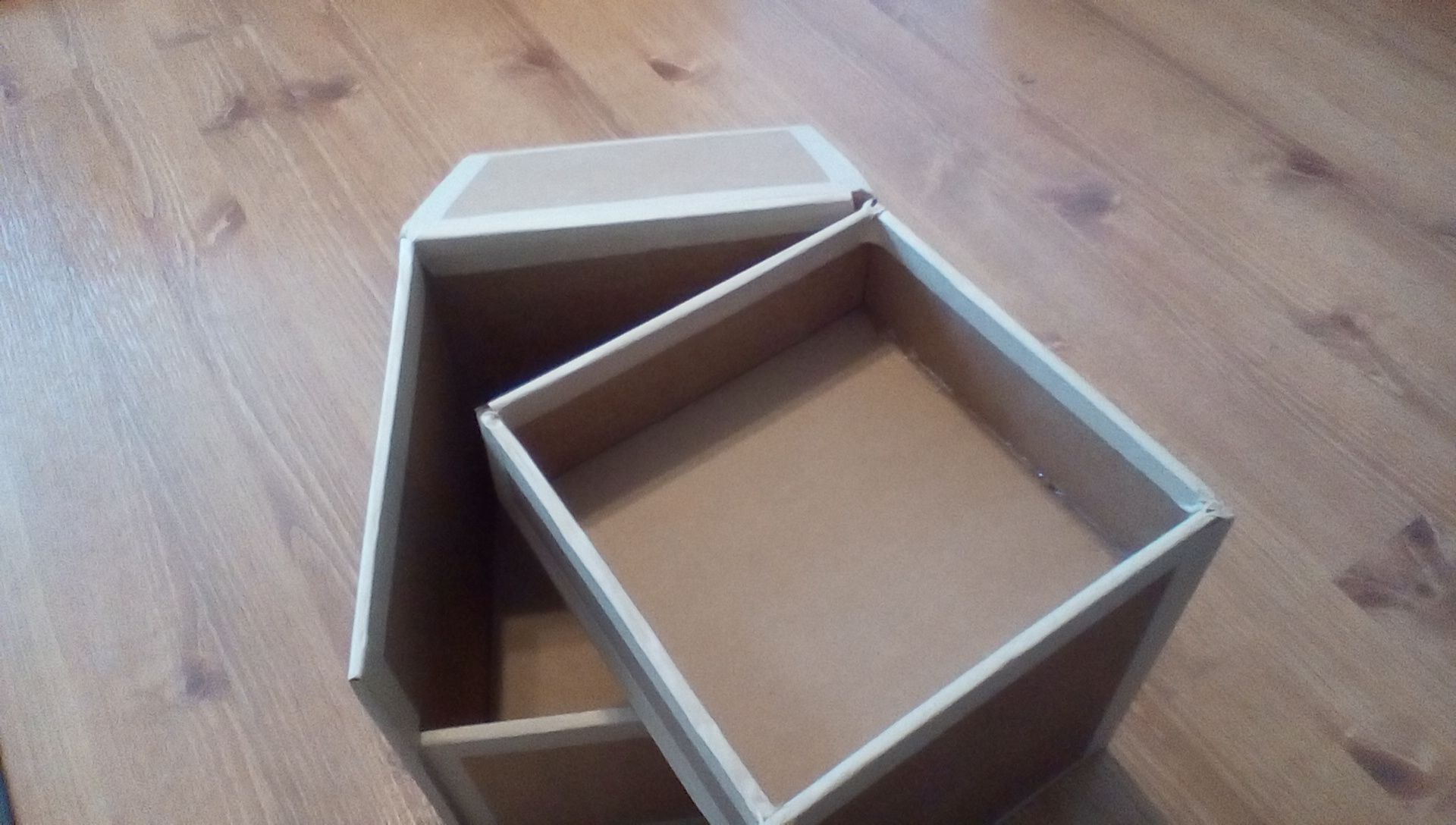 Multi-layer Cardboard Box : 7 Steps (with Pictures) - Instructables